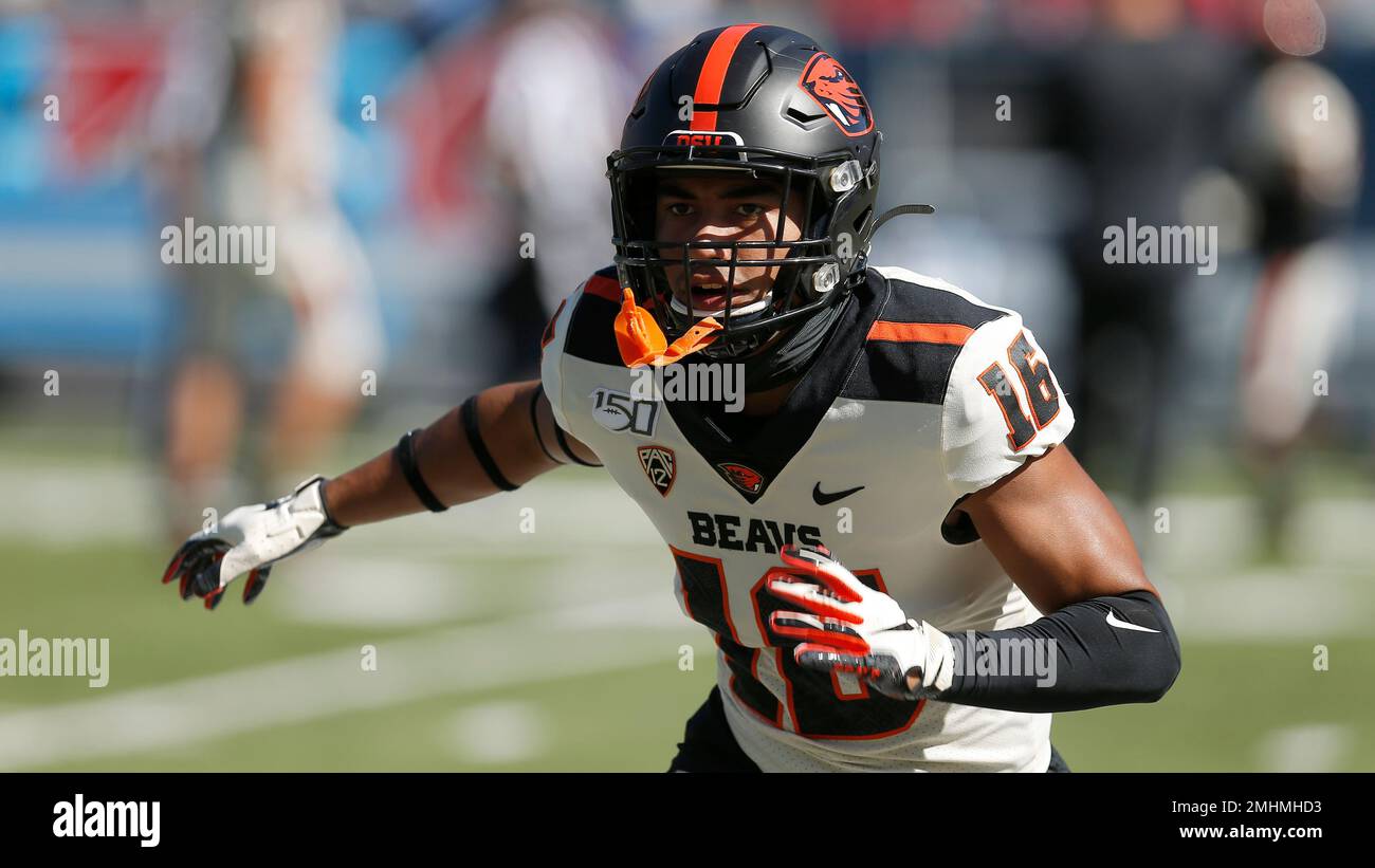 Oregon State defensive back Akili Arnold (16) in the second half during ...