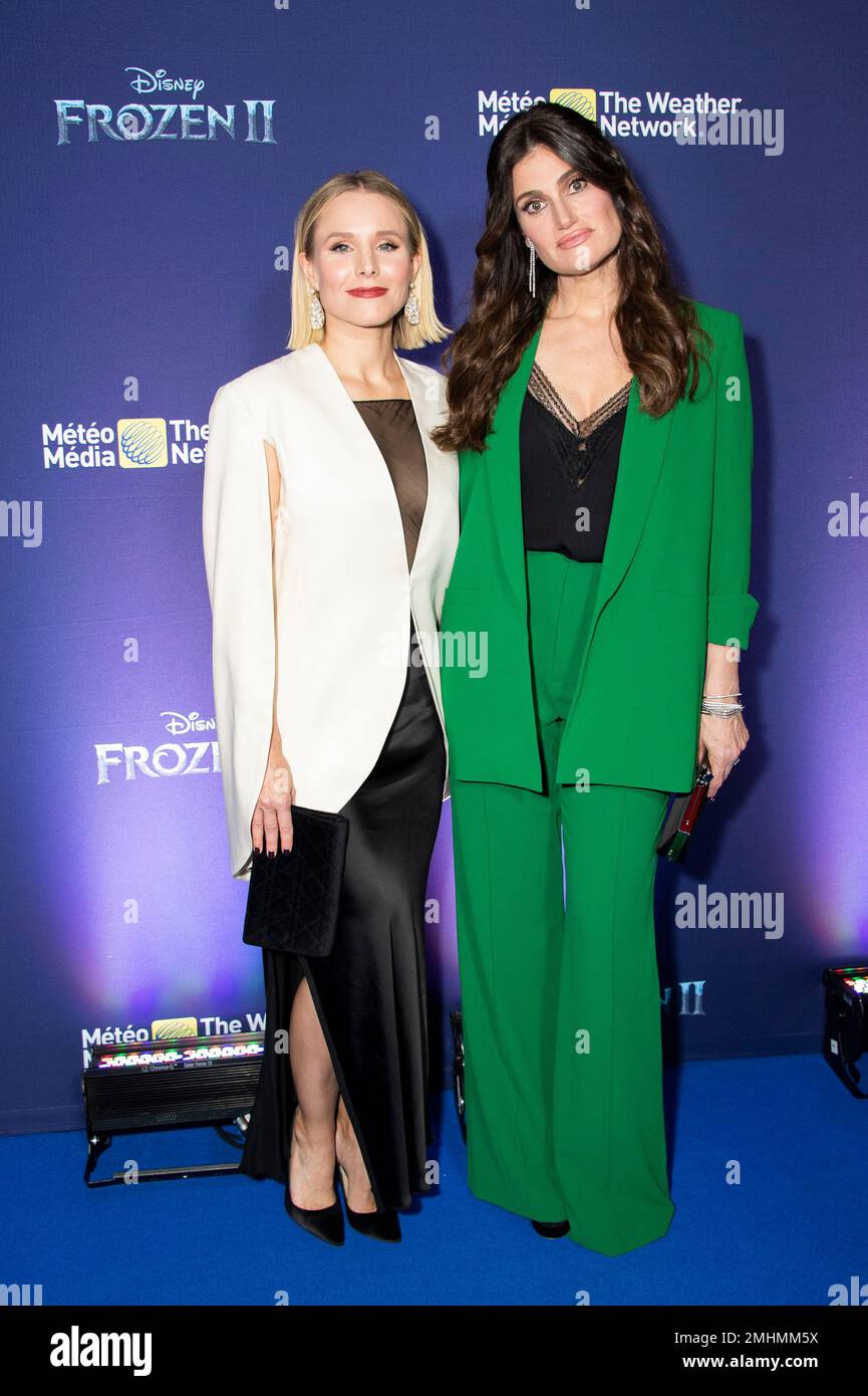 Actress Kristen Bell, left, and Idina Menzel pose during the "Frozen 2 ...