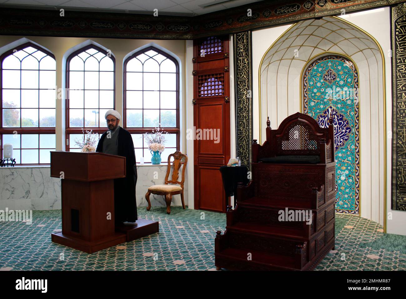 Shaykh Amir Mukhtar Faezi, the founder of Ahl Al-Bayt Islamic Seminary ...