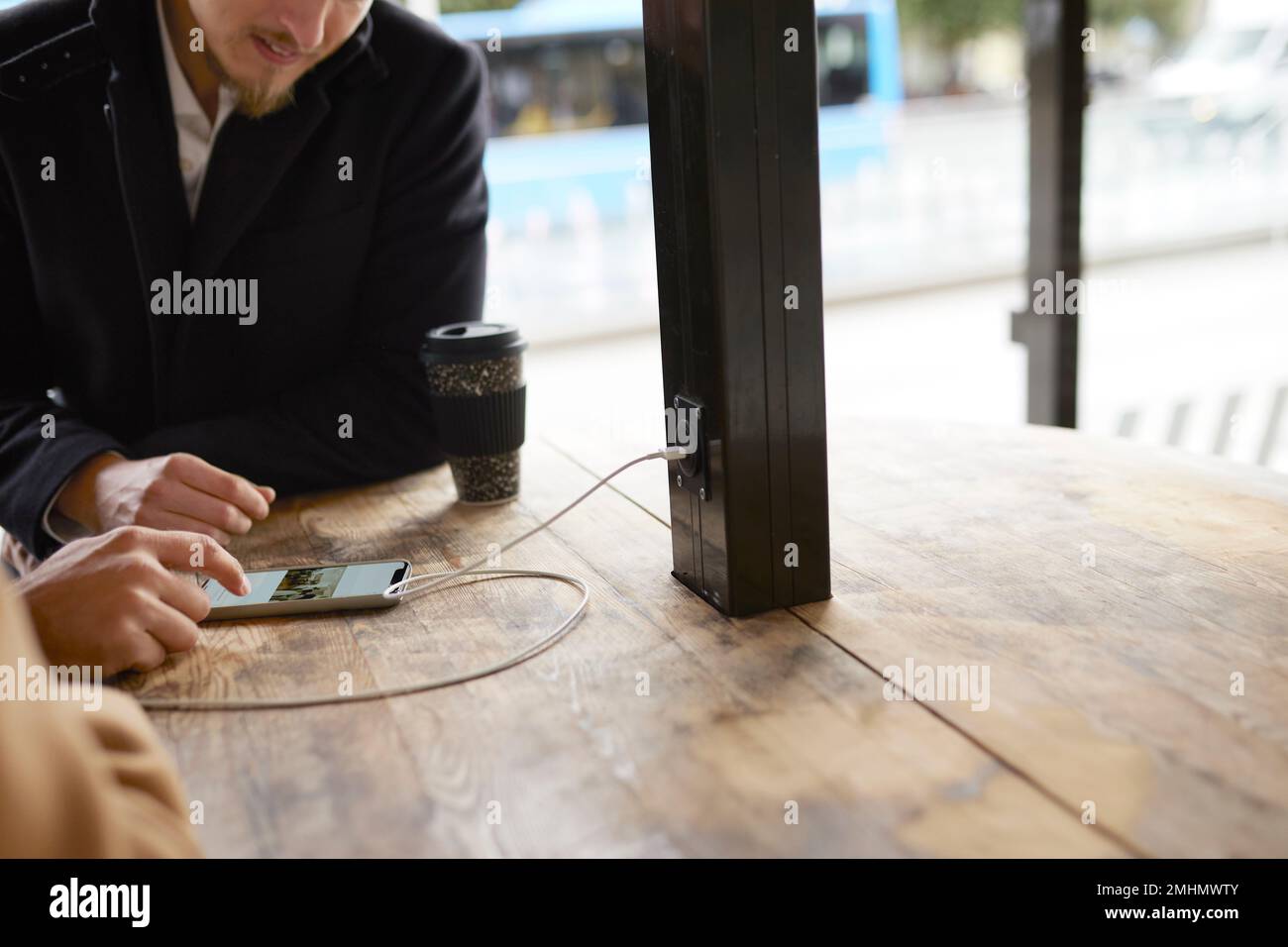 People with phone top view hi-res stock photography and images - Alamy