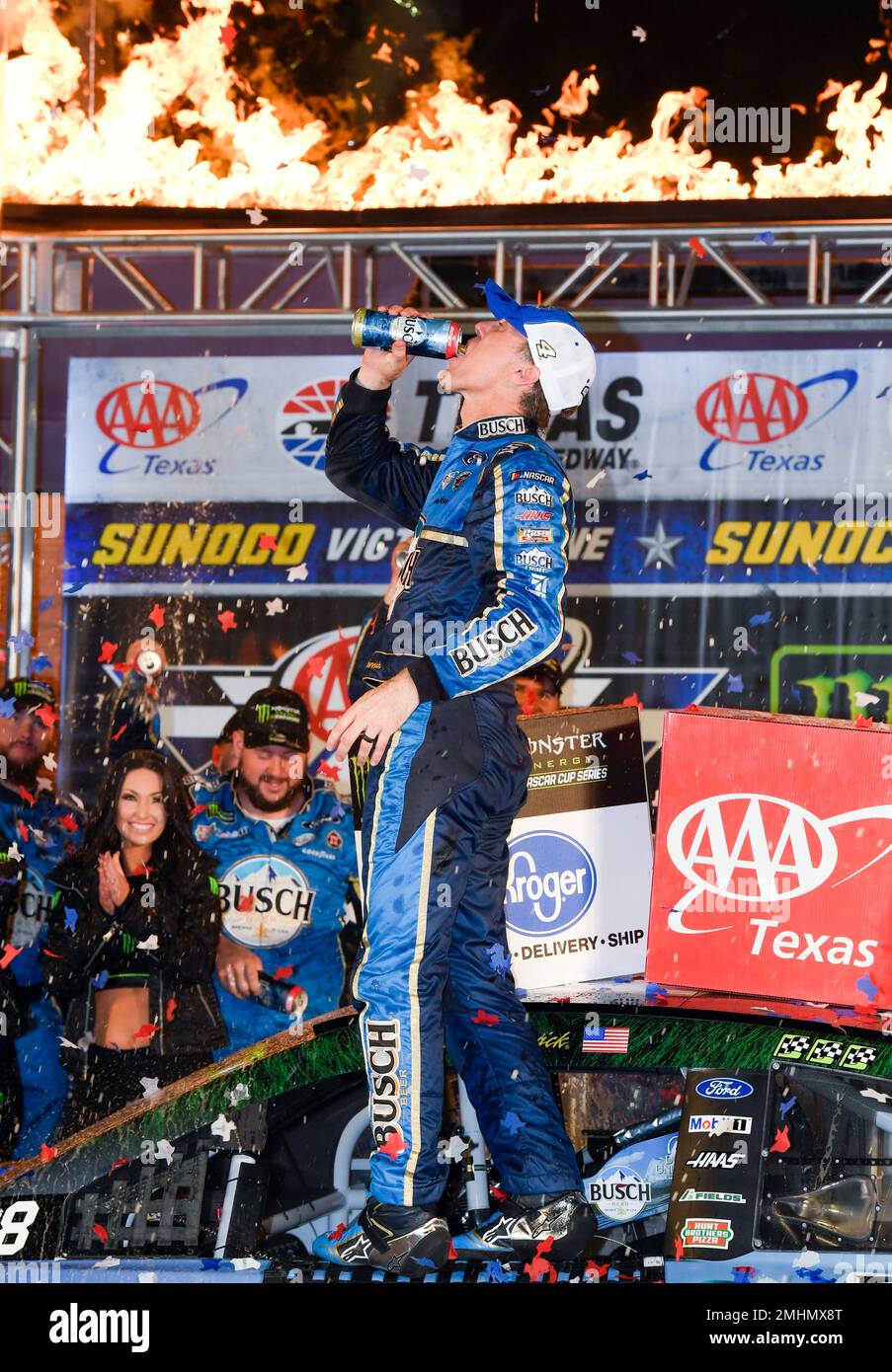 Kevin Harvick celebrates in Victory Lane after winning a NASCAR Cup ...