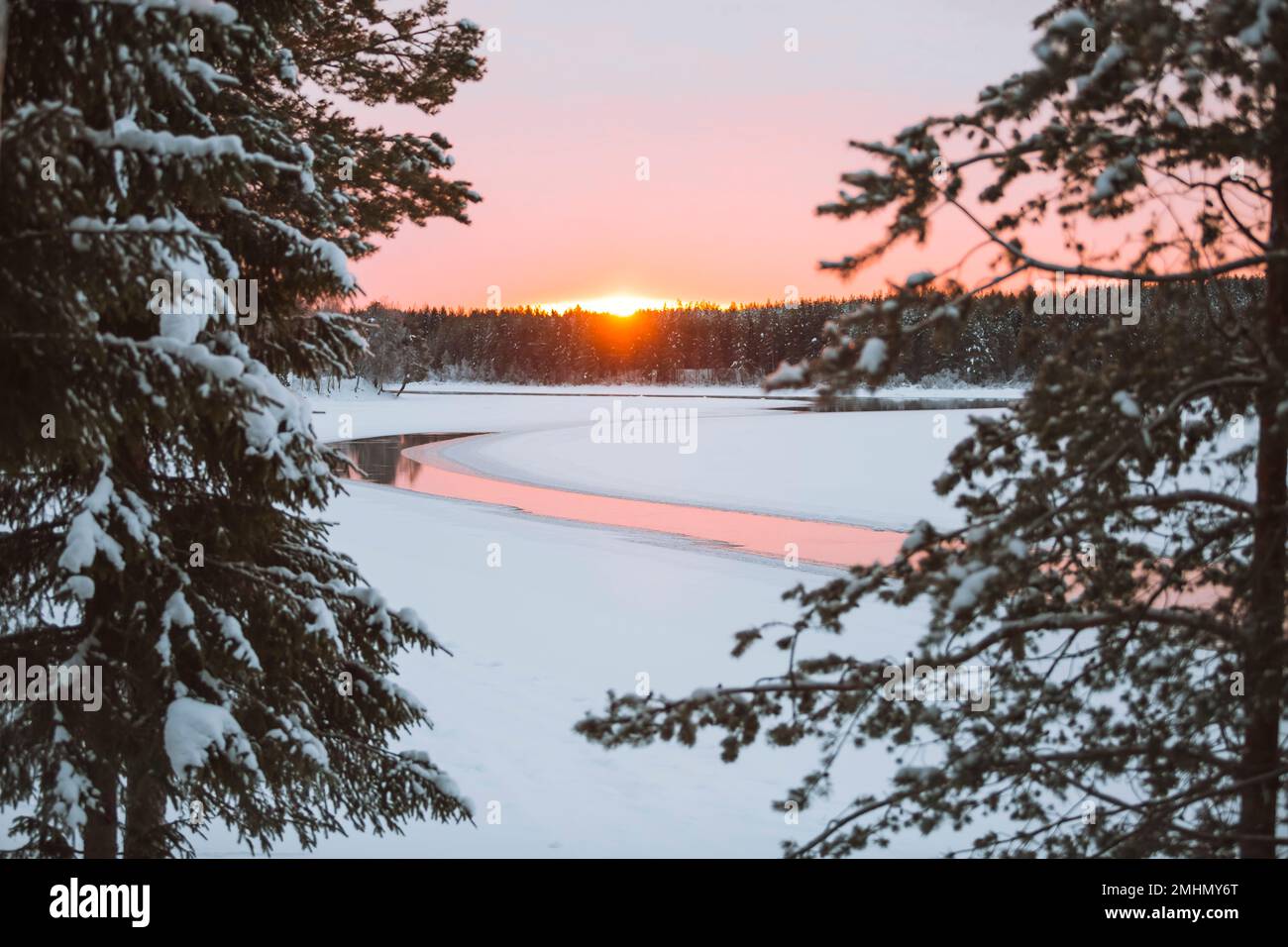 Placid scenery hi-res stock photography and images - Alamy