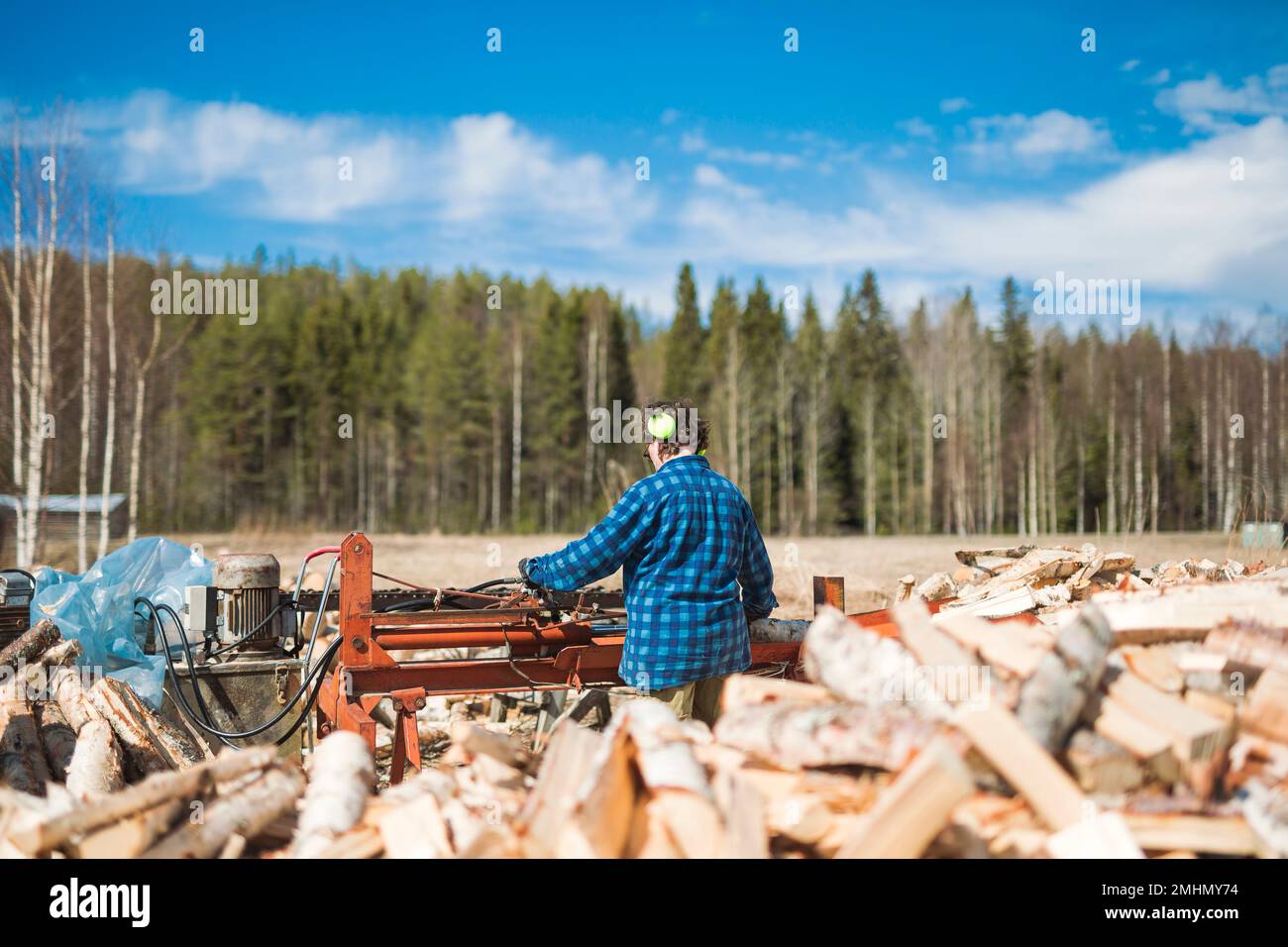 Sawmill lumber hi-res stock photography and images - Alamy