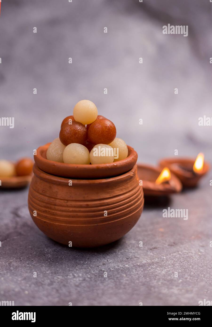 Indian mishti mithai sweet sweets hi-res stock photography and images - Alamy