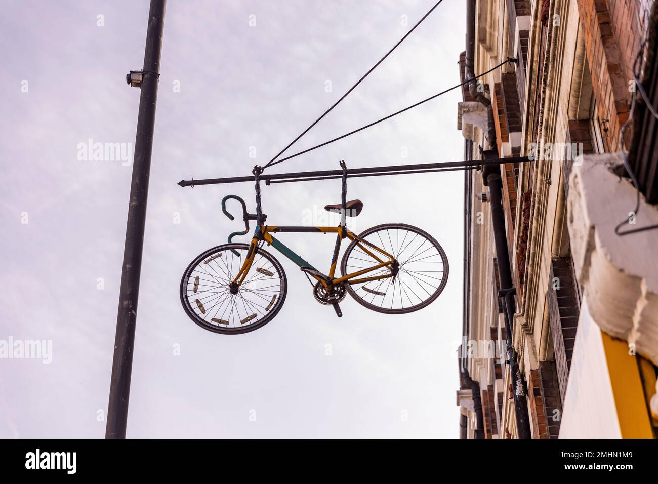 Kilburn cycles hi-res stock photography and images - Alamy