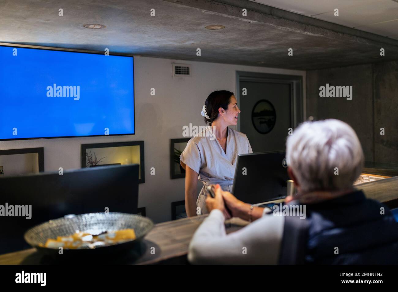 Customer spa hi-res stock photography and images - Alamy