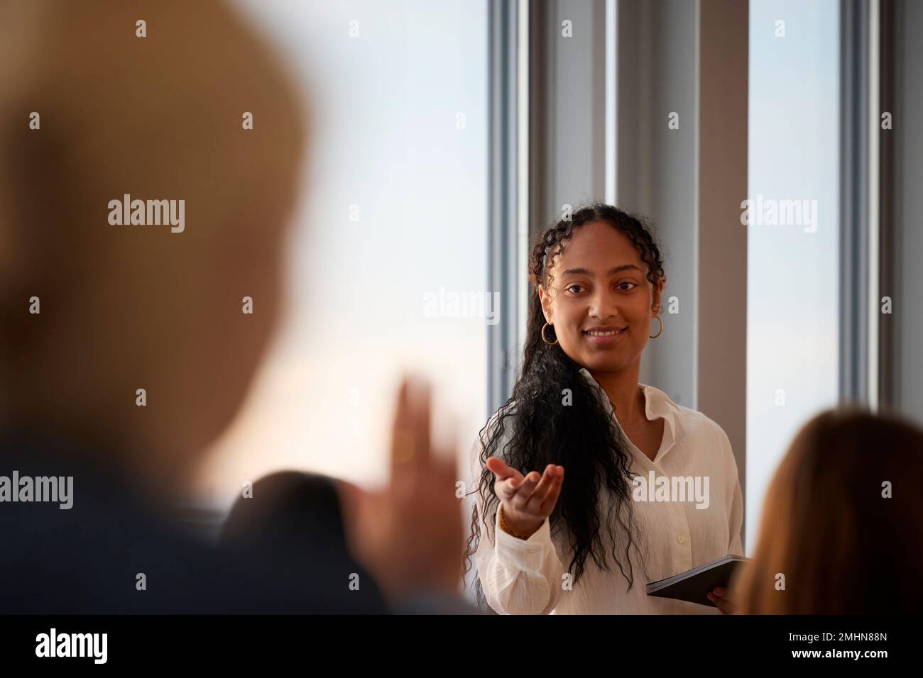 Business meeting presentation questions hi-res stock photography and ...