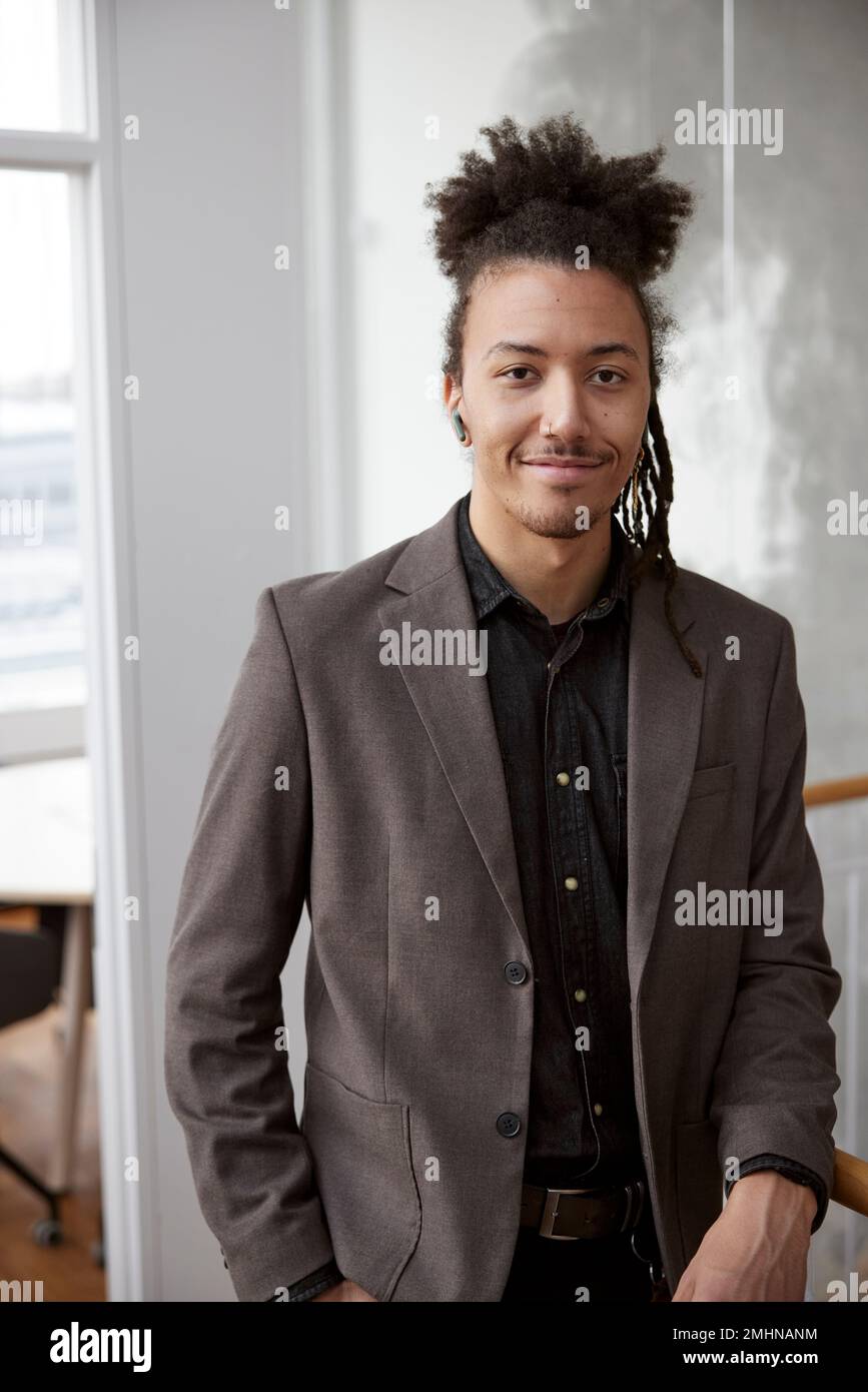 Finance portrait hi-res stock photography and images - Alamy