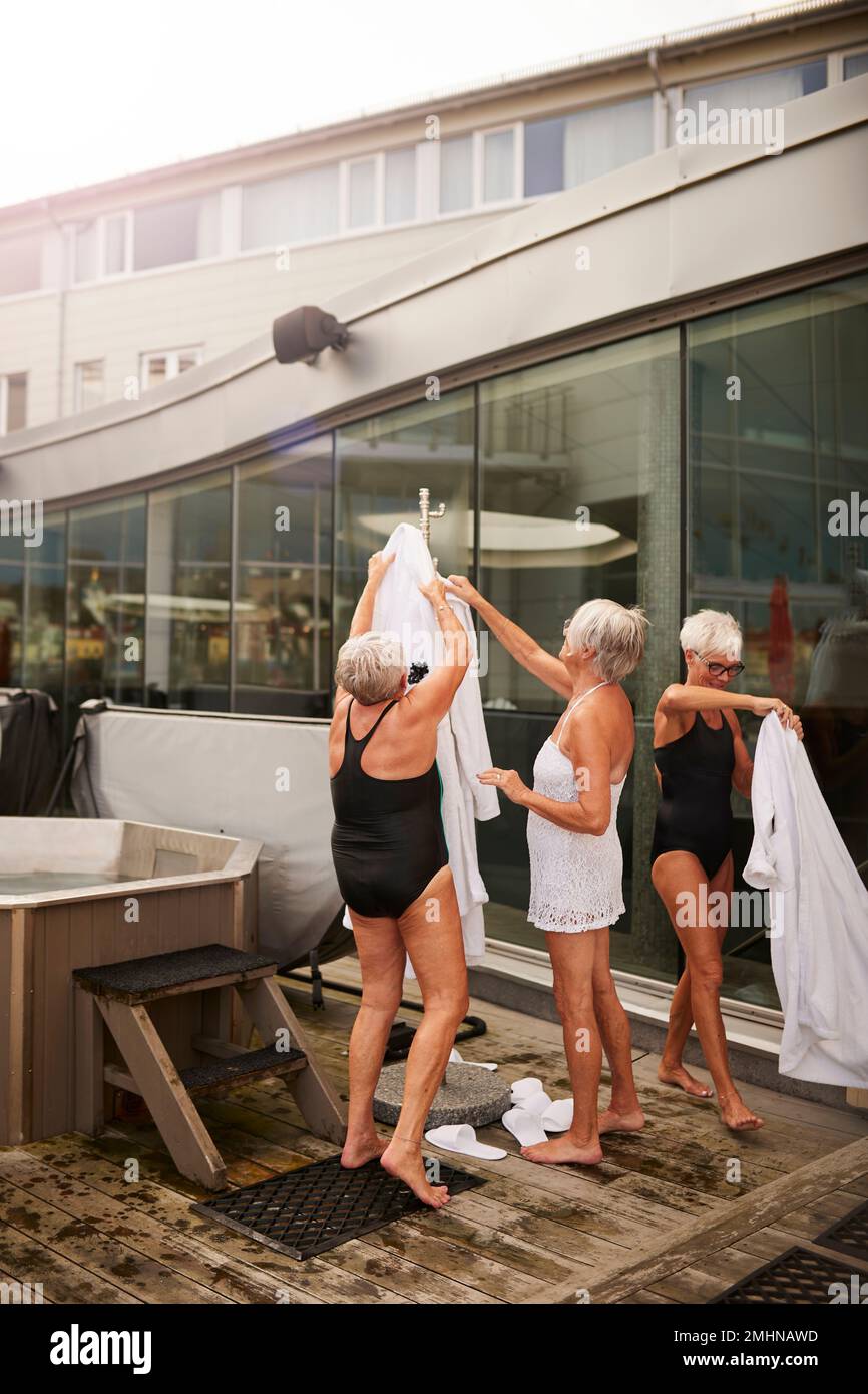 Senior woman in spa Stock Photo - Alamy