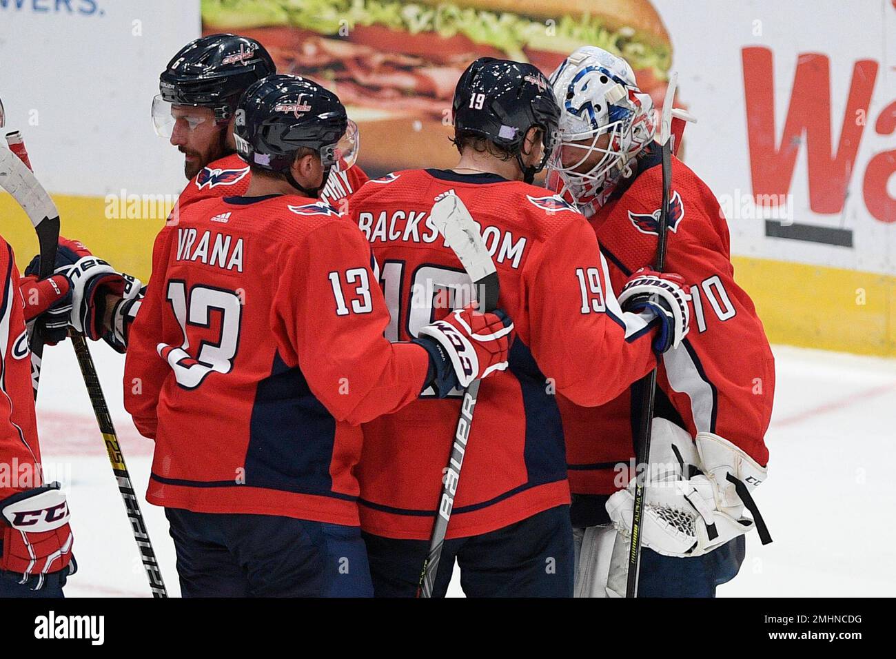 Washington Capitals goaltender Braden Holtby (70) celebrates with ...