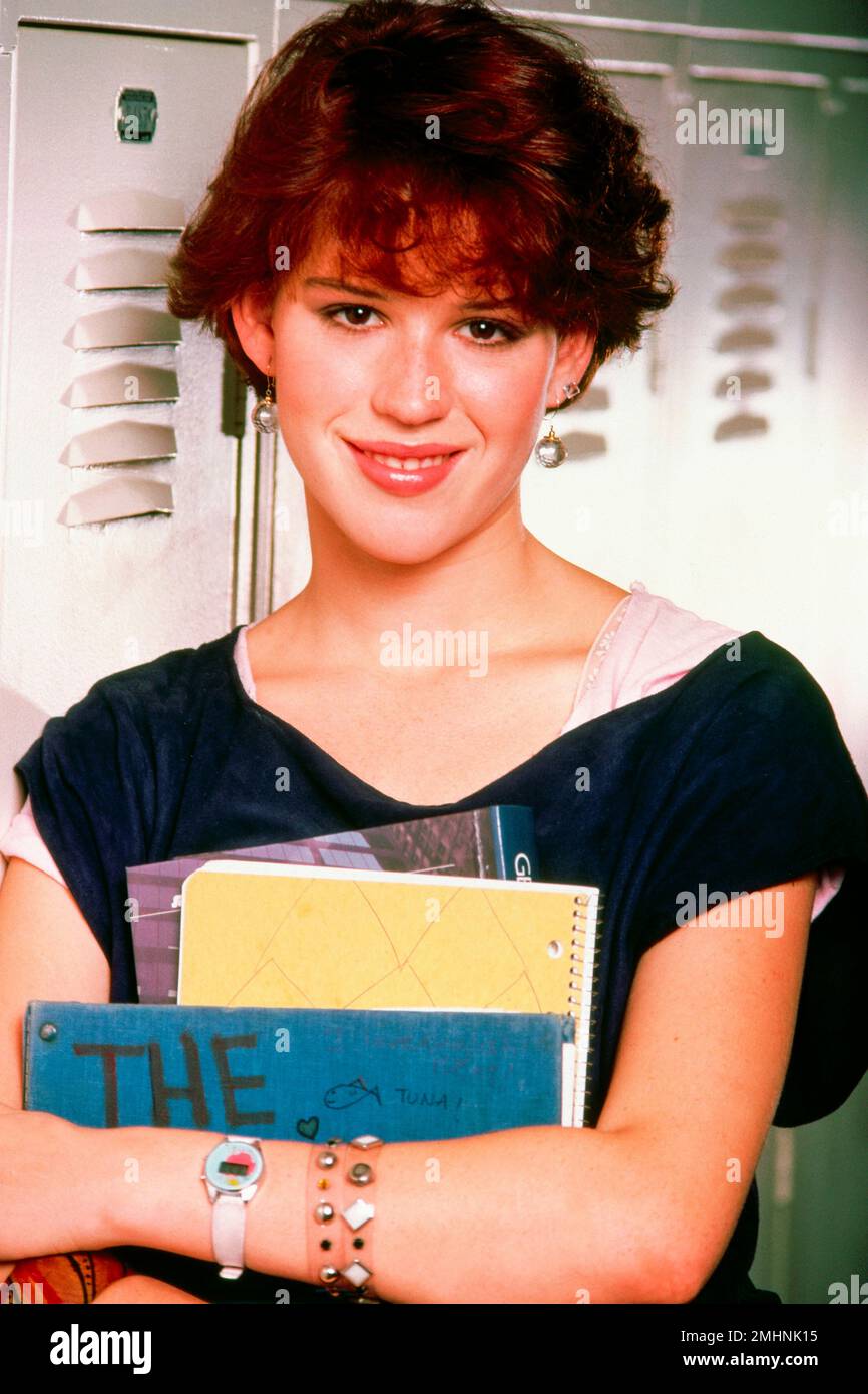 Molly Ringwald The Youthful Icon Of The 1980s Vintage Everyday