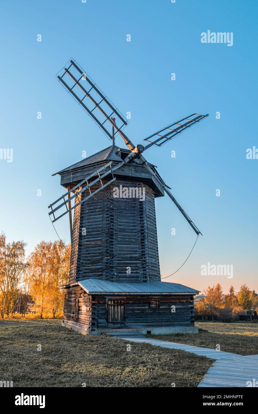 Traditional wooden windmill in Suzdal, Russia Stock Photo - Alamy