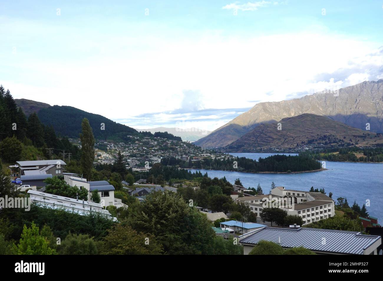 Lake wakatipu the dart hi-res stock photography and images - Alamy