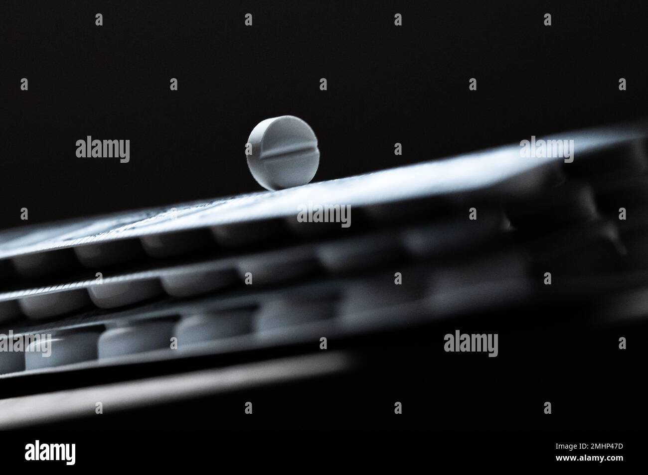 50 microgram tablets hi-res stock photography and images - Alamy