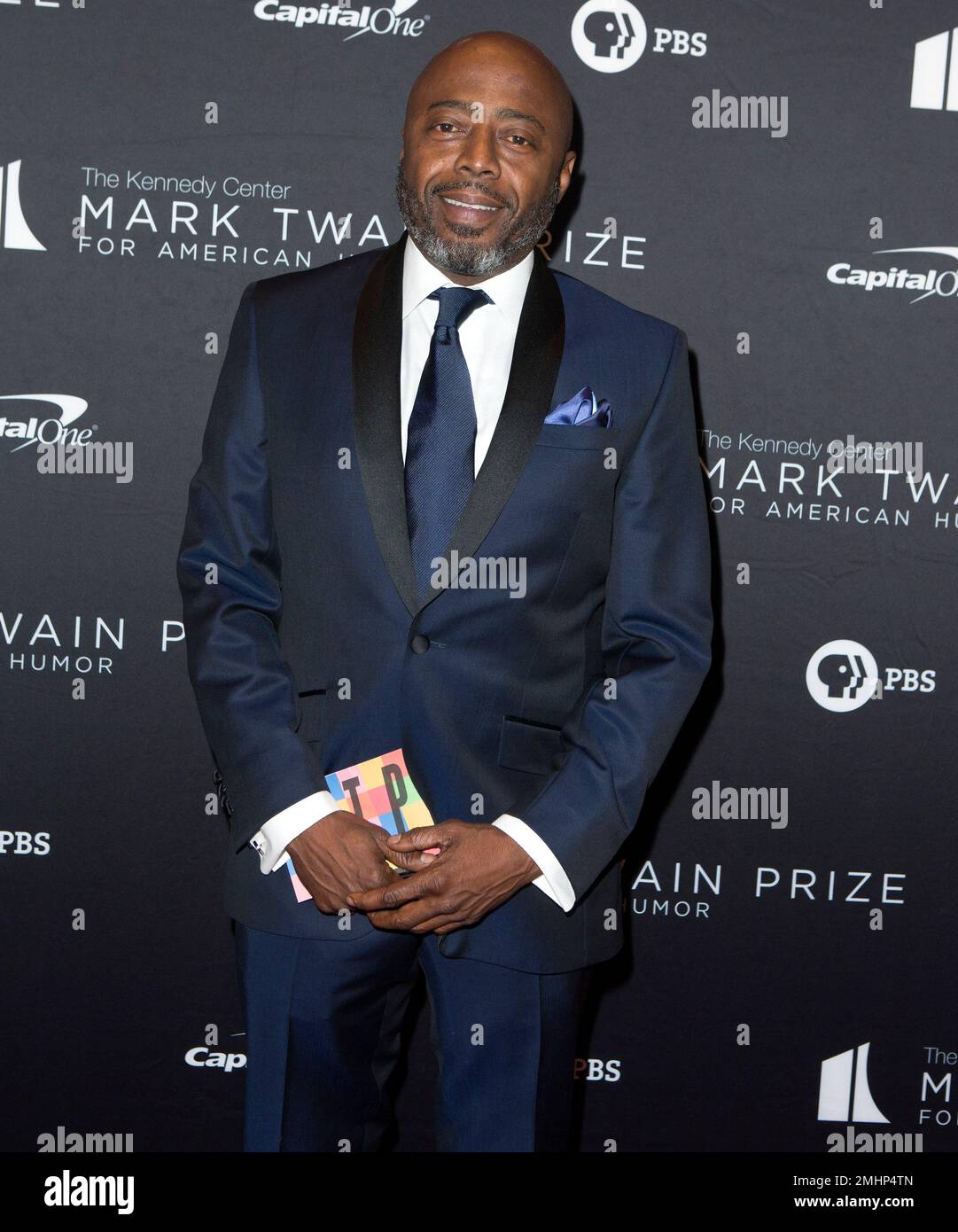 Donnell Rawlings arrives at the Kennedy Center for the Performing Arts ...