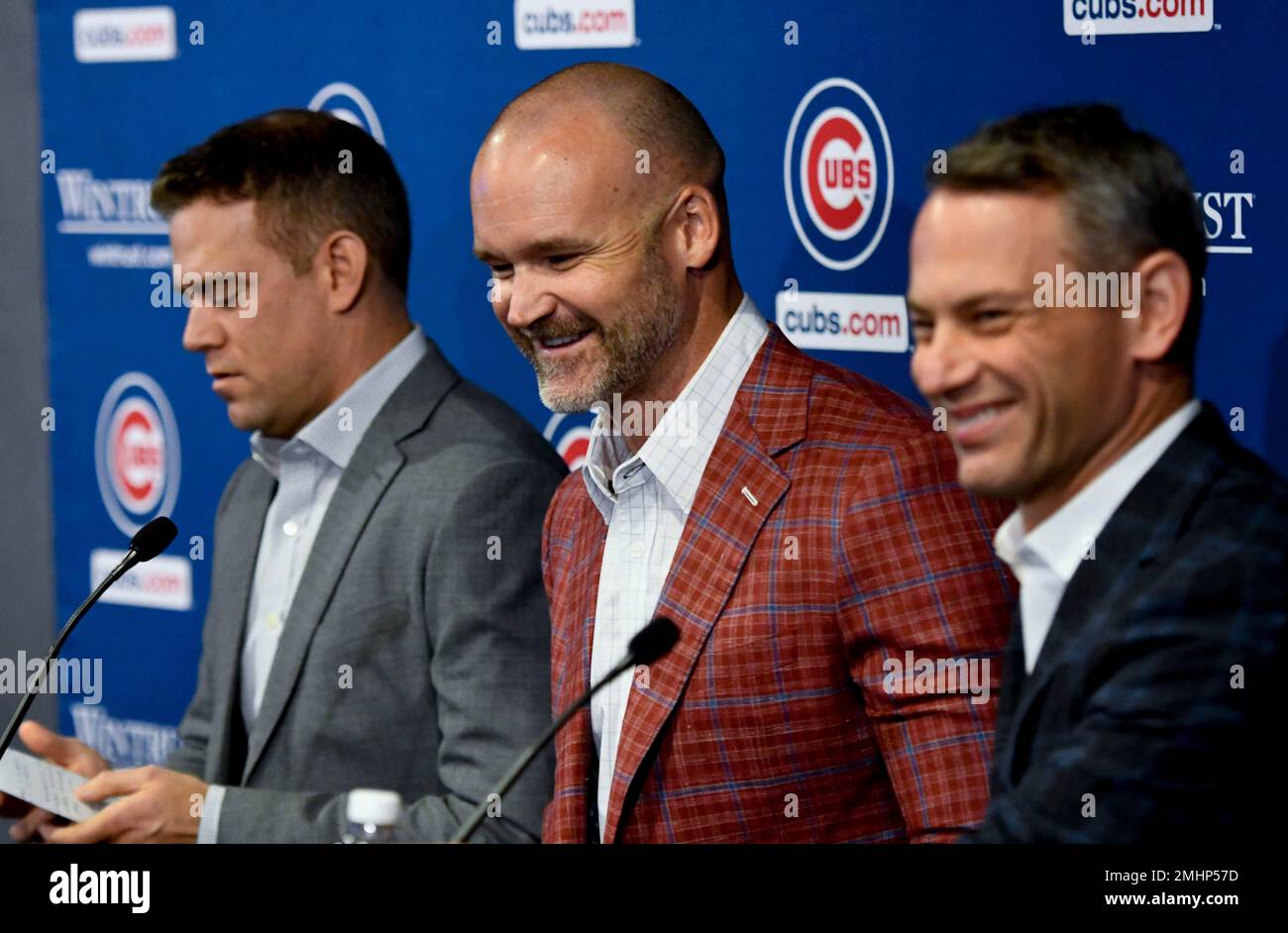 Chicago Cubs' President of Baseball Operations Theo Epstein, left ...