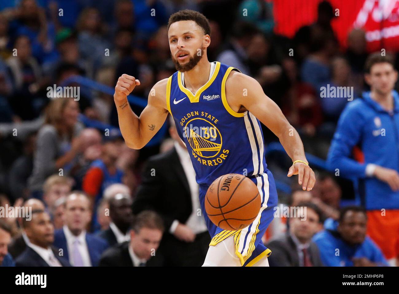 Golden State Warriors guard Stephen Curry (30) in the first half of an ...