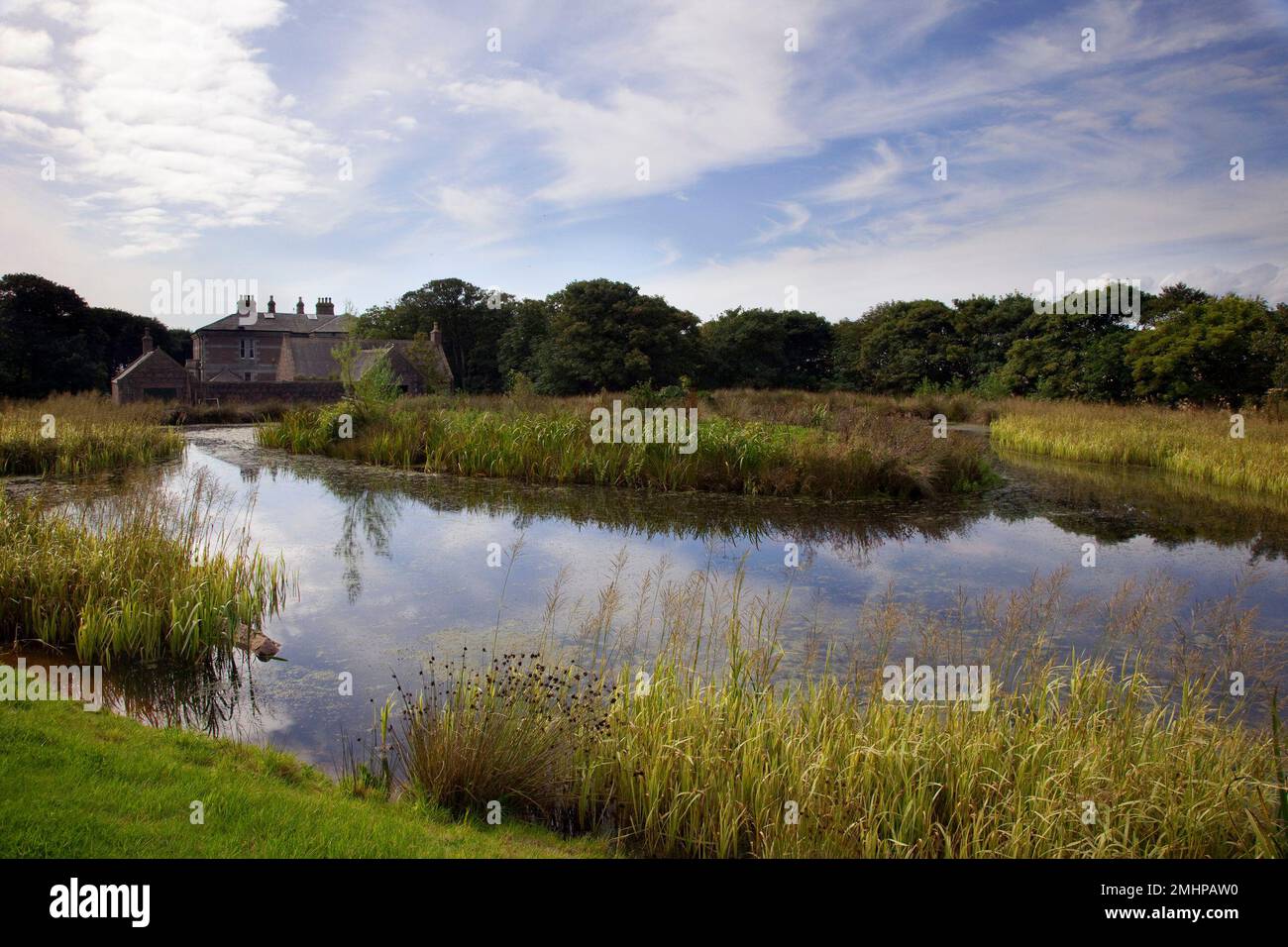 Victorian country cottage scotland hi-res stock photography and images ...