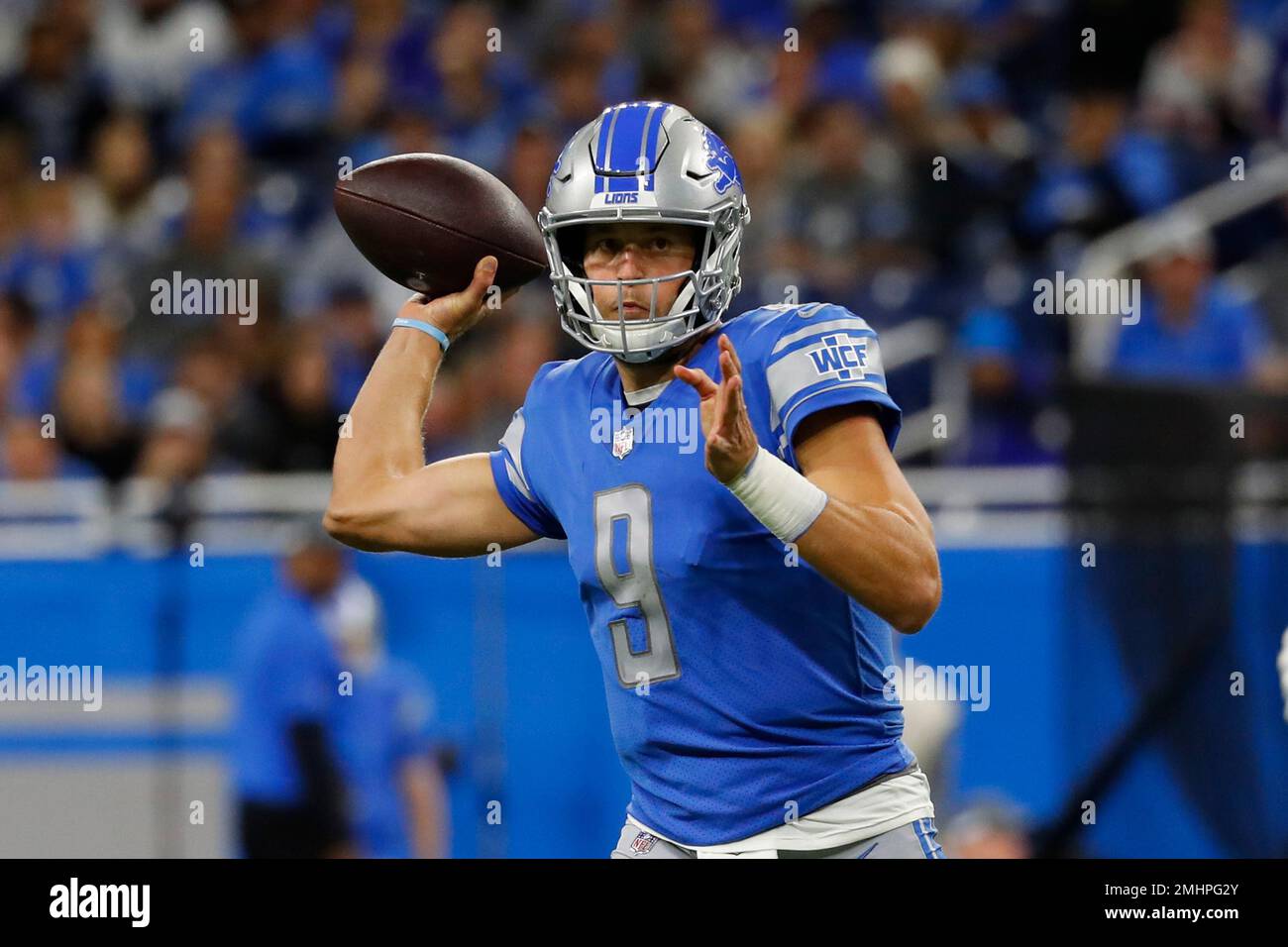 Detroit Lions quarterback Matthew Stafford throws against the New York ...