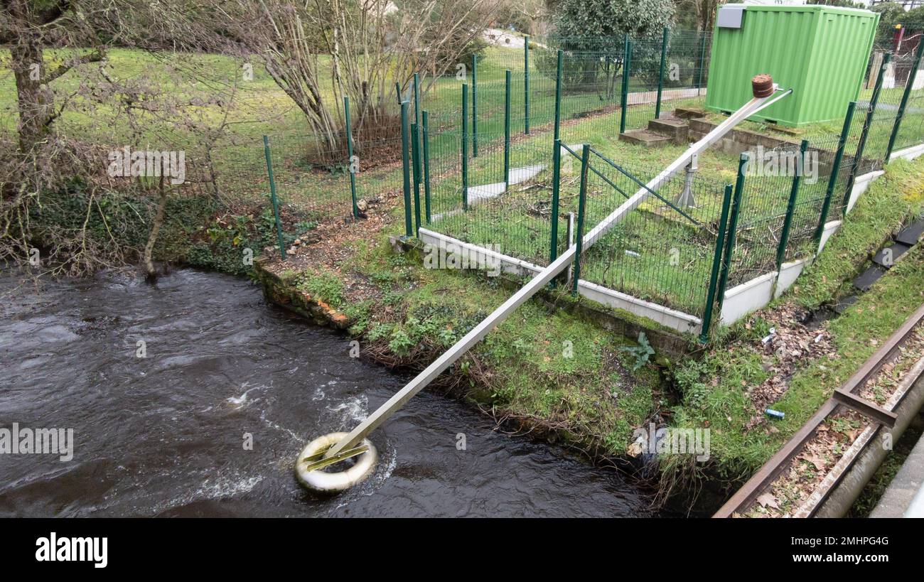 hydrometric probe floating buoy of water level and river flood ...