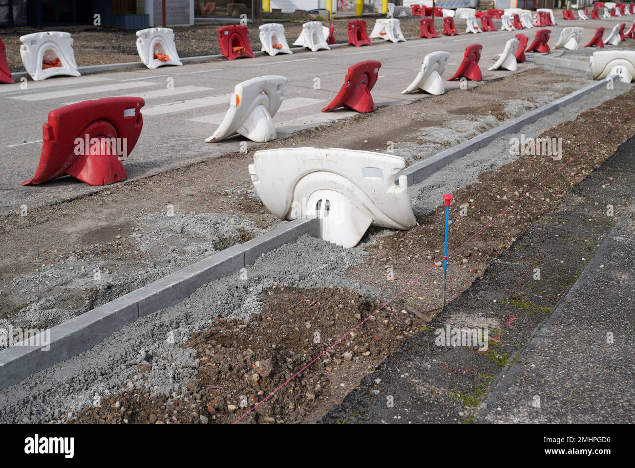 Mobile barriers hi-res stock photography and images - Alamy