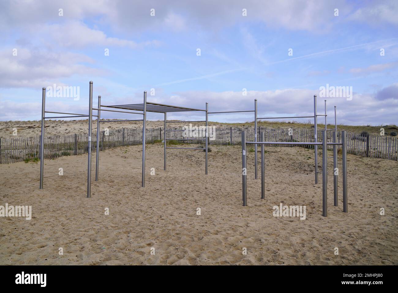 Free outdoor gym silver exercise stations in beach side outdoors gym ...