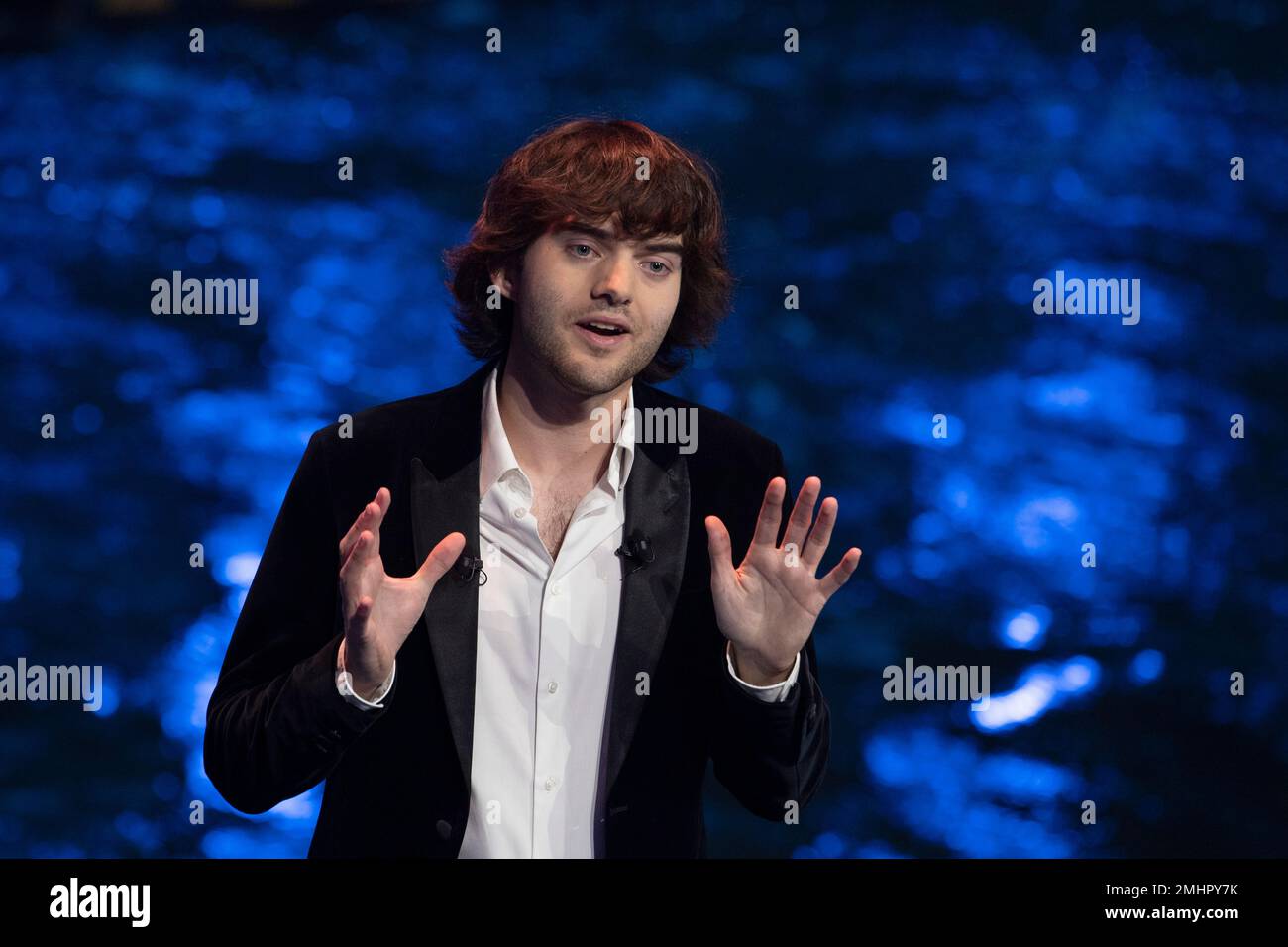 Young Dutch inventor Boyan Slat presents his plans for the Interceptor ...