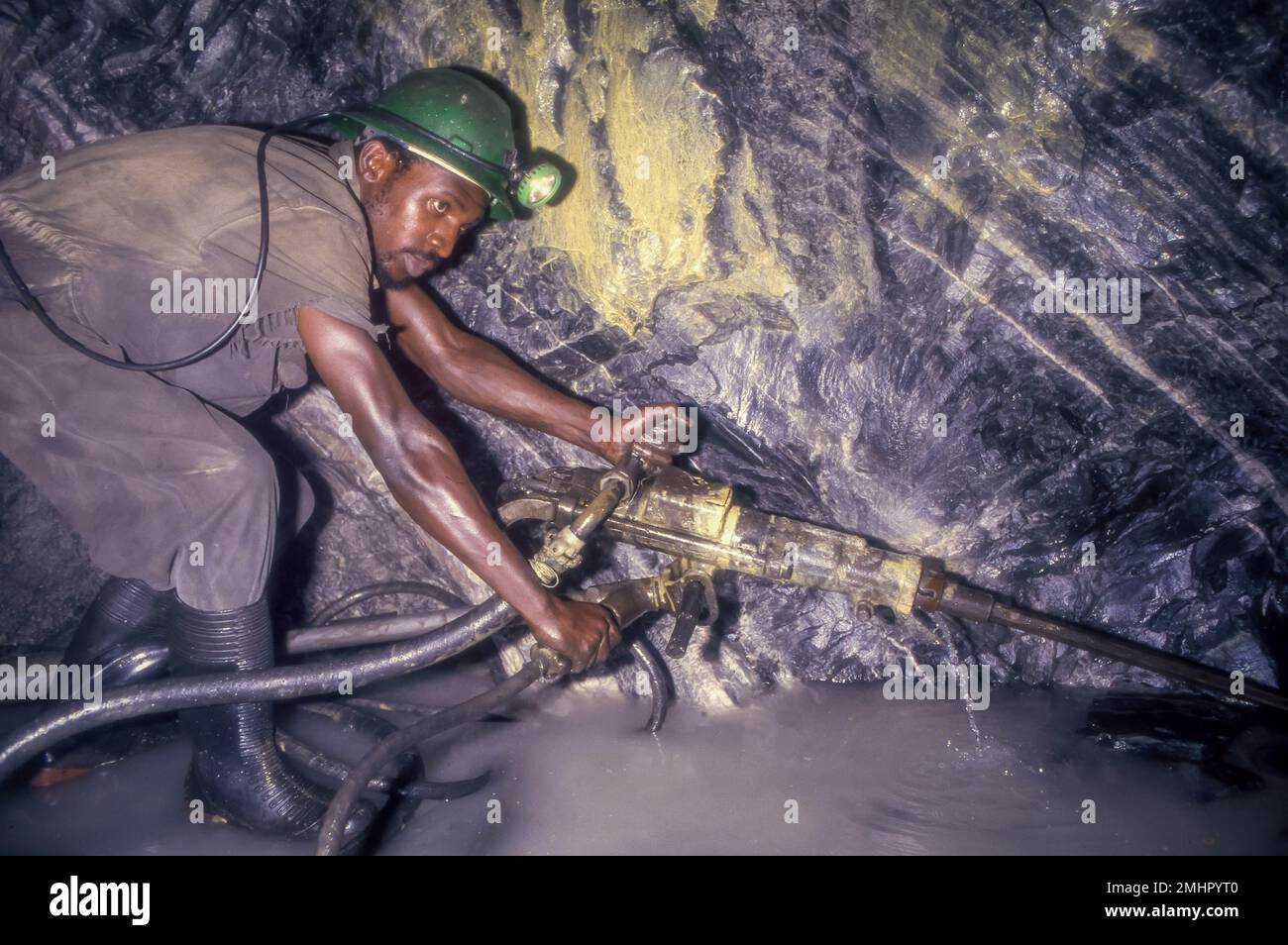 Zambia copper mining hi-res stock photography and images - Alamy