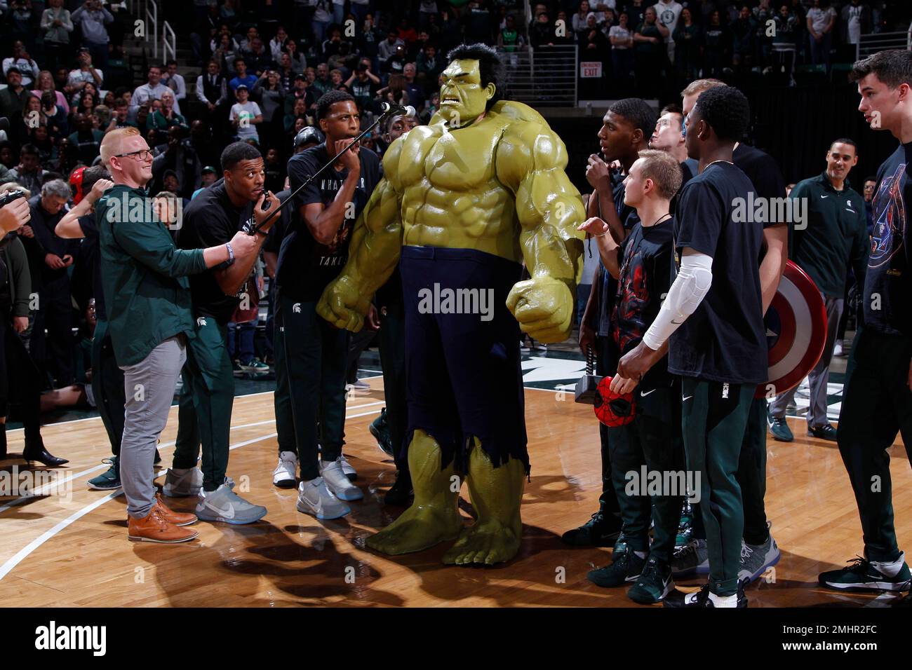 Michigan State basketball coach Tom Izzo appears as the Incredible Hulk ...