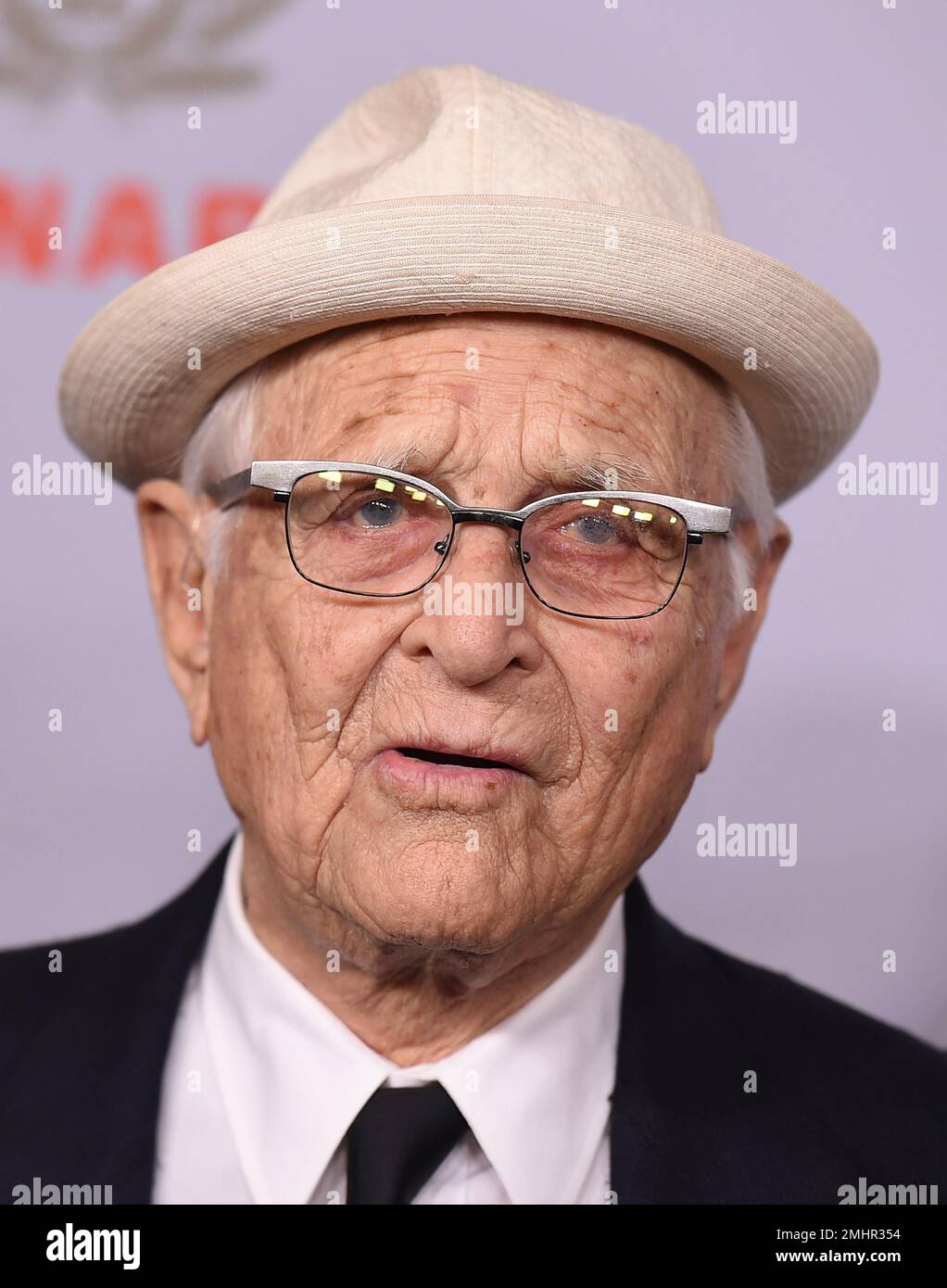 Norman Lear arrives at the BAFTA Los Angeles Britannia Awards at the ...