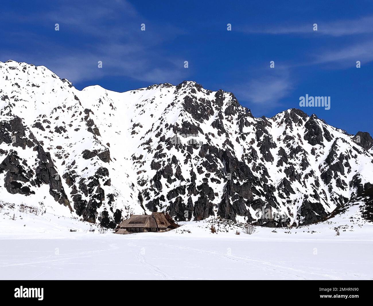 Beautiful panorama in winter Tatry mountains, Five Lakes Valley, Dolina ...