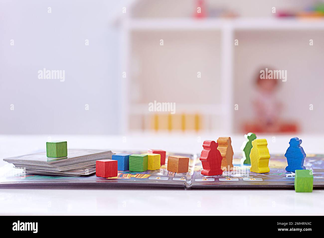 Child board games hi-res stock photography and images - Alamy