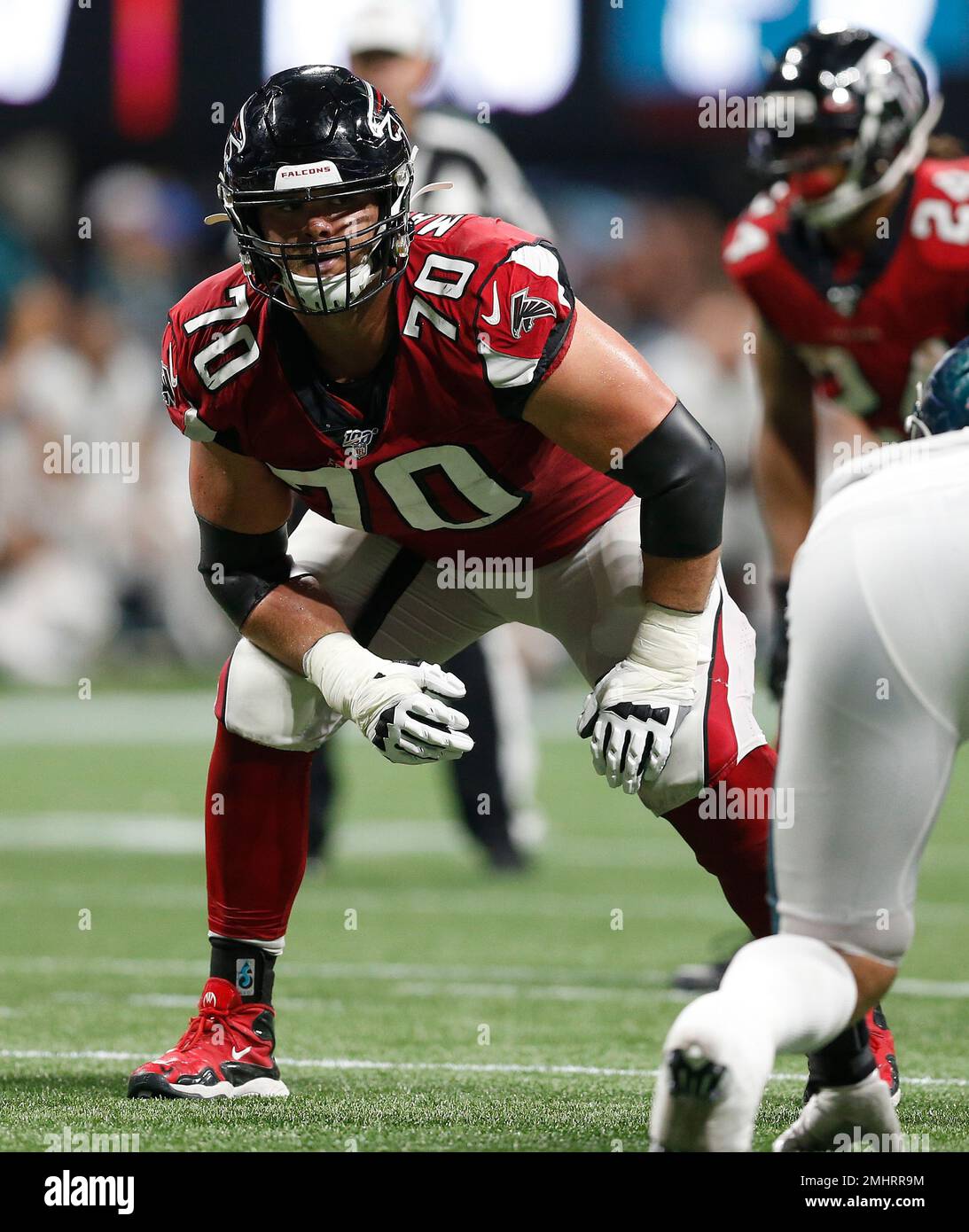 Nfl Offensive Lineman Blocking