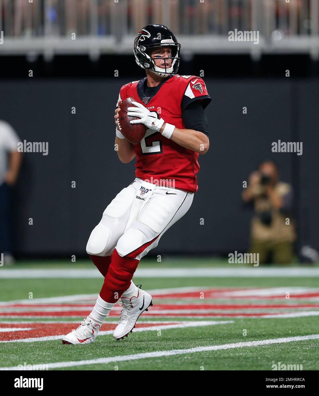 Atlanta Falcons quarterback Matt Ryan (2) drops back to pass in a week ...