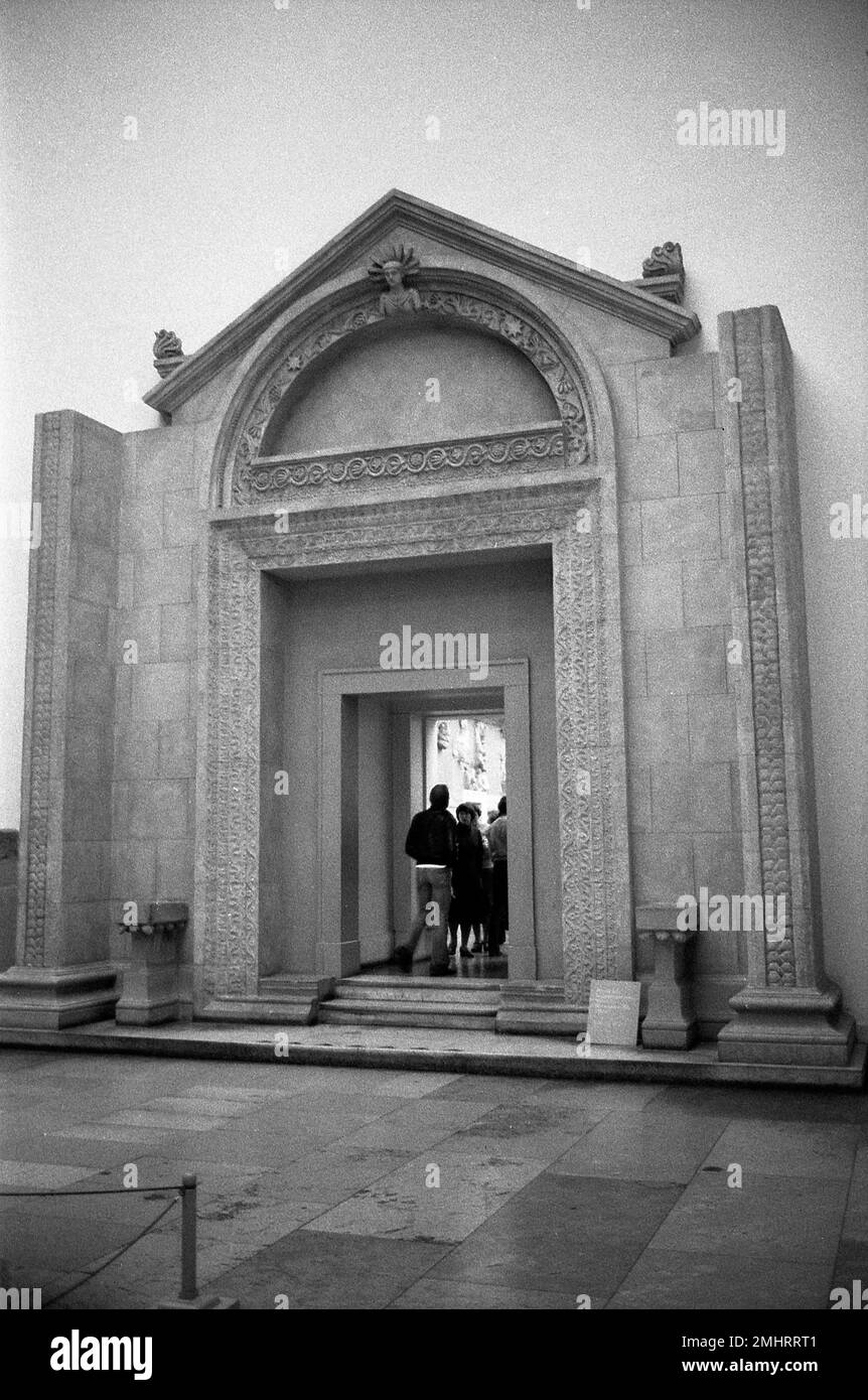 Pergamon Museum, East Berlin, East Germany, German Democratic Republic ...