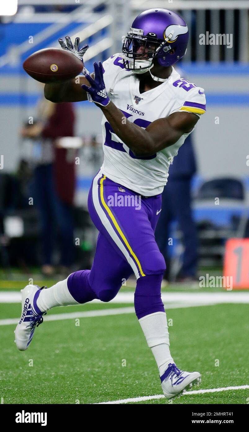 Minnesota Vikings cornerback Xavier Rhodes makes a catch during pregame ...