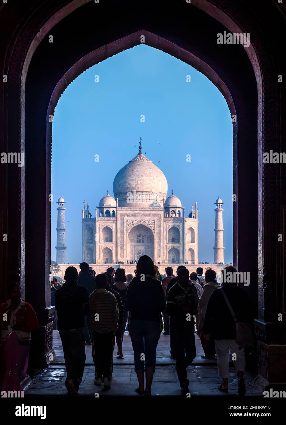 People entering the Taj Mahal Stock Photo - Alamy