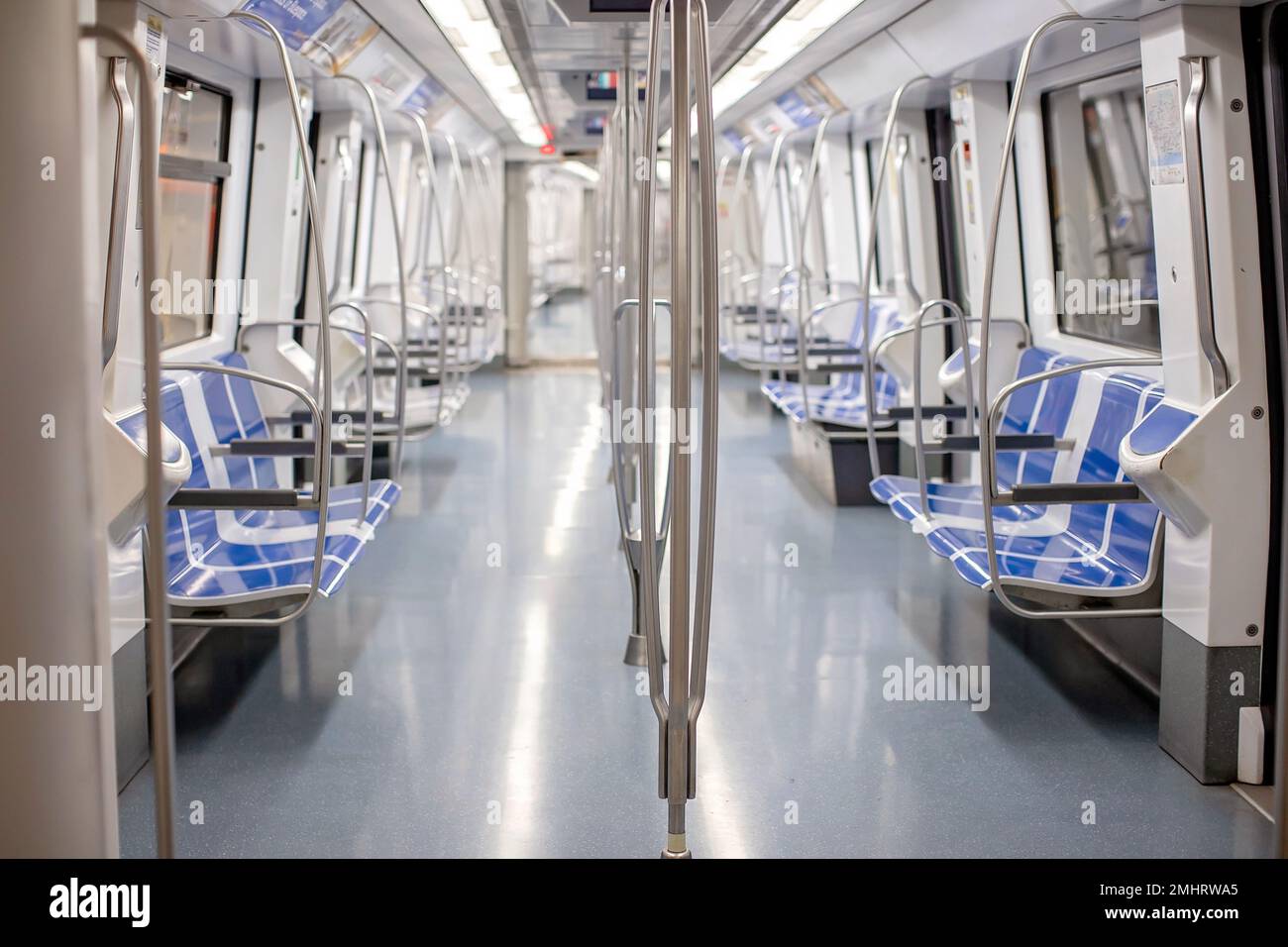 Barcelona underground map hi-res stock photography and images - Alamy