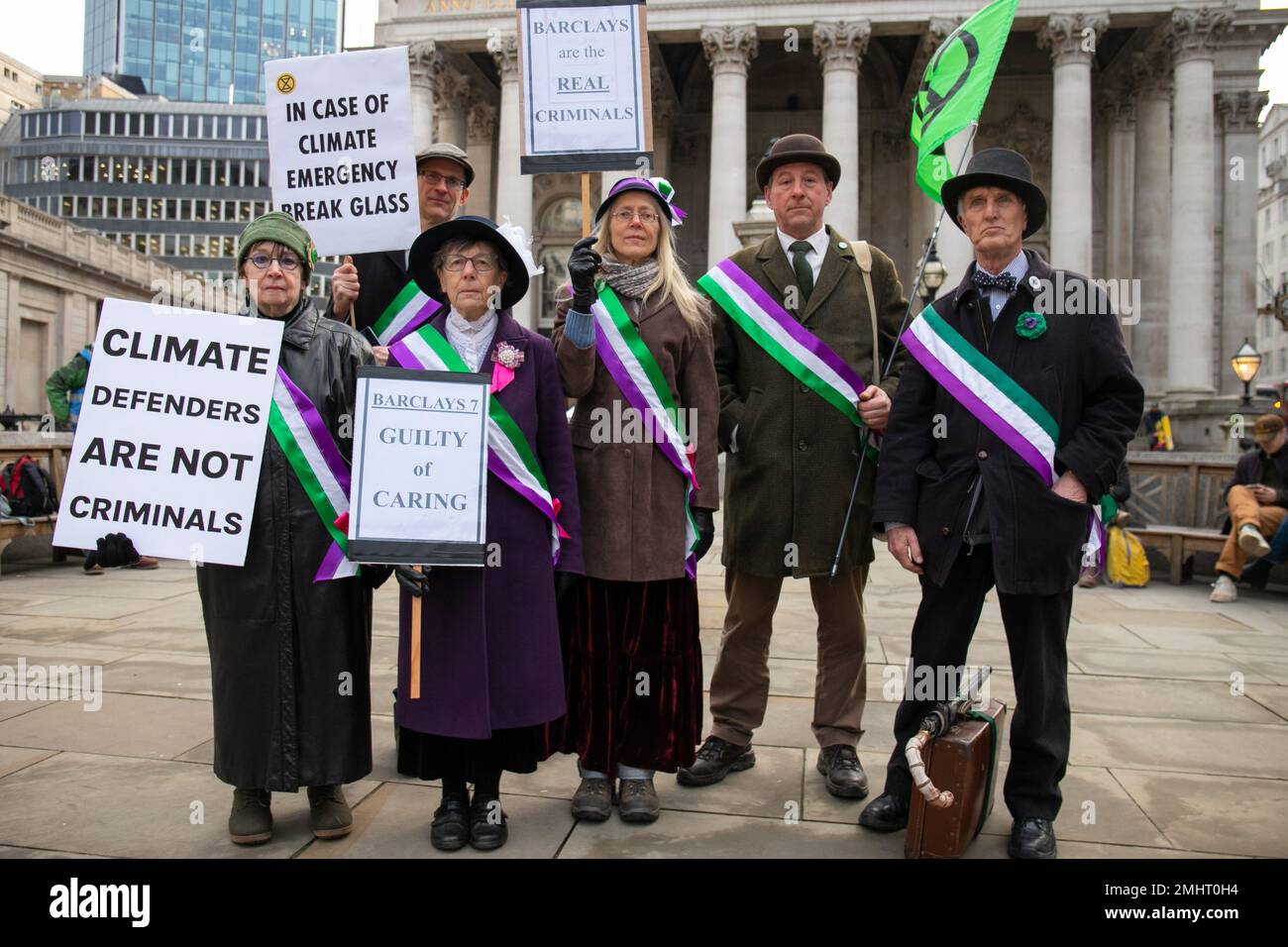 Barclays funding climate emergency hi-res stock photography and images ...