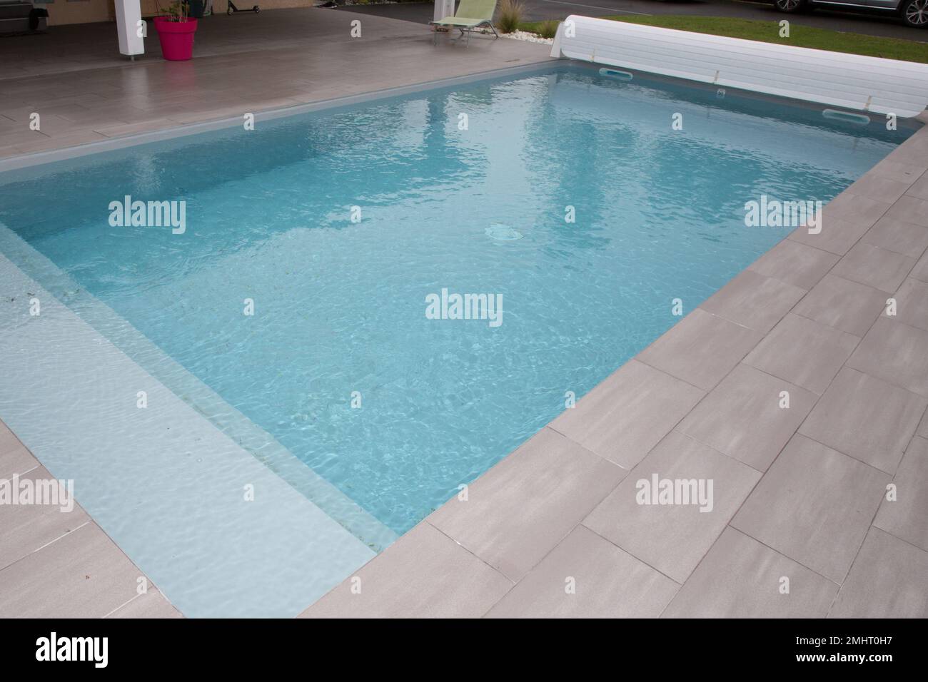 Swimmer in the swiming pool hi-res stock photography and images - Alamy