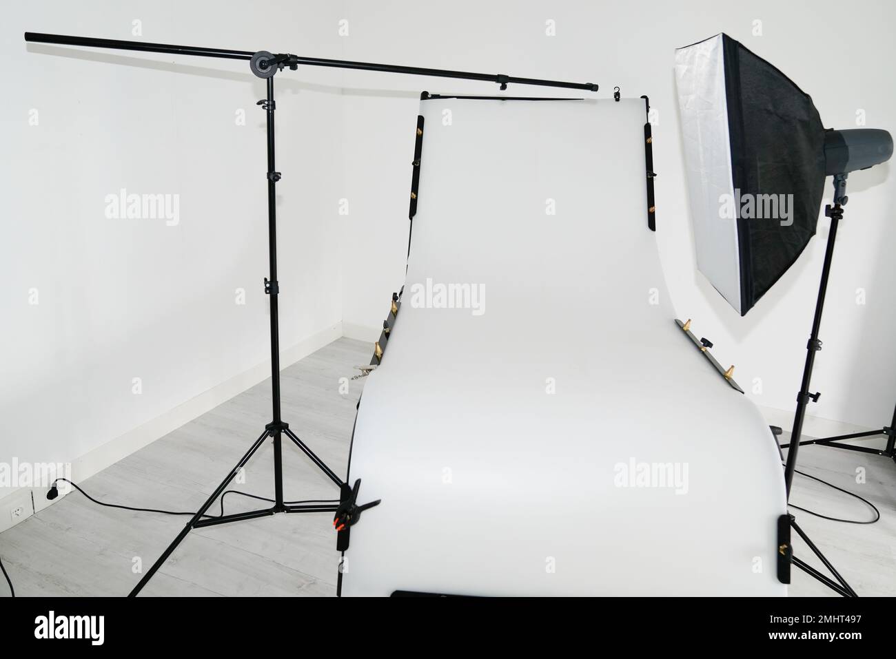 studio setup equipment for product object picture in white background ...