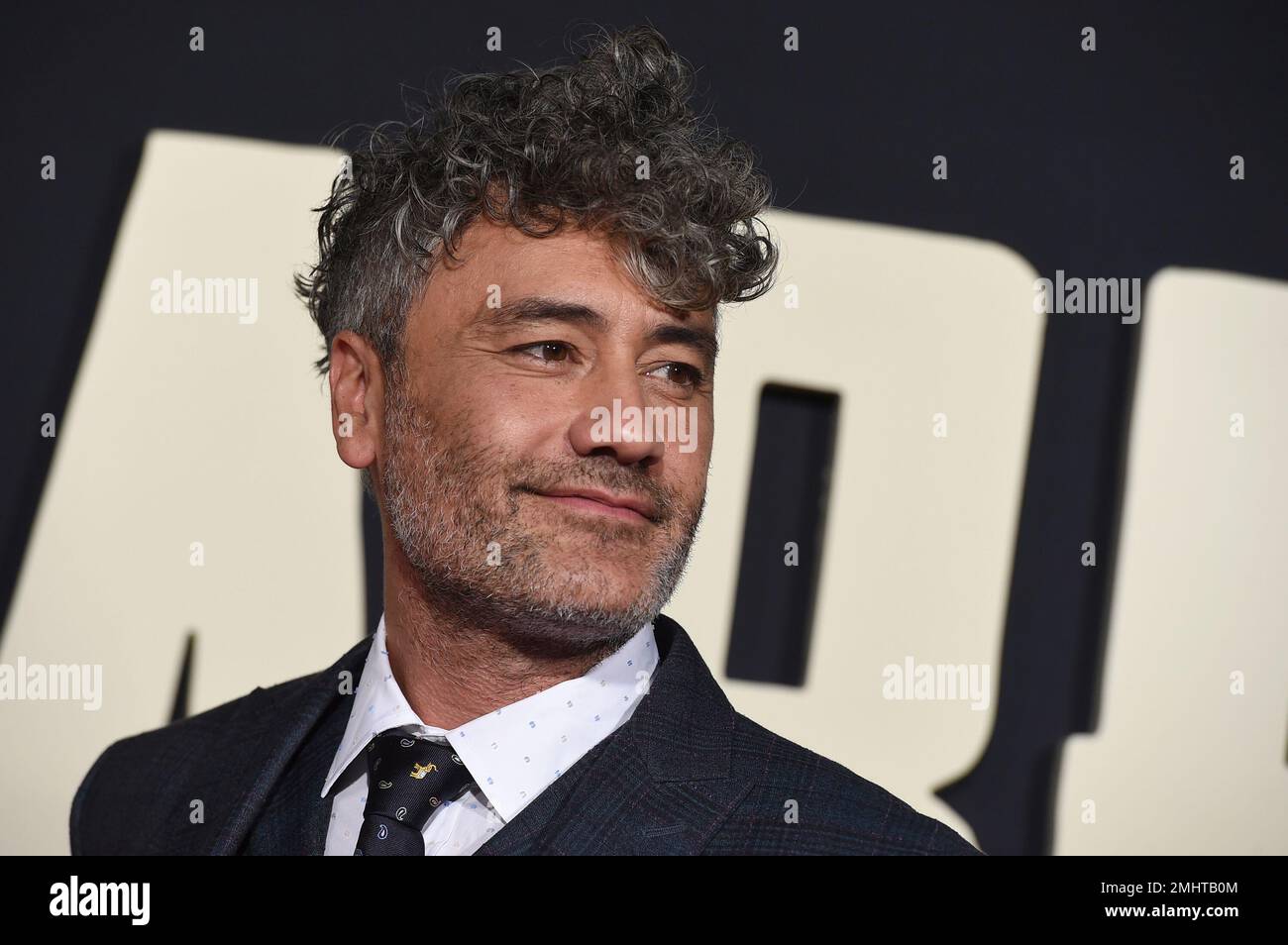 Director/writer/producer Taika Waititi arrives at the Los Angeles ...