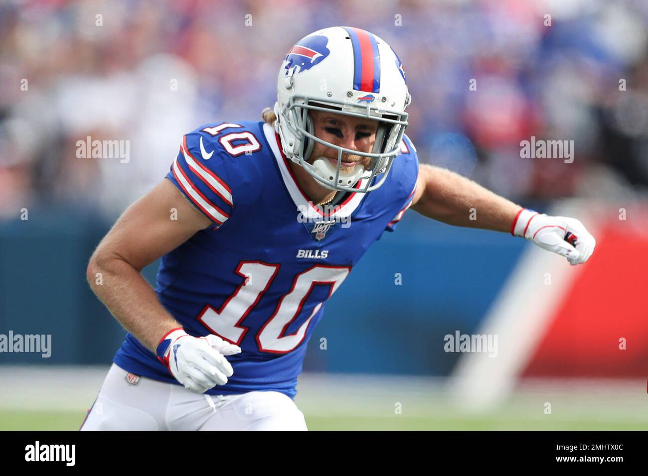 Buffalo Bills wide receiver Cole Beasley (10) plays against the New ...