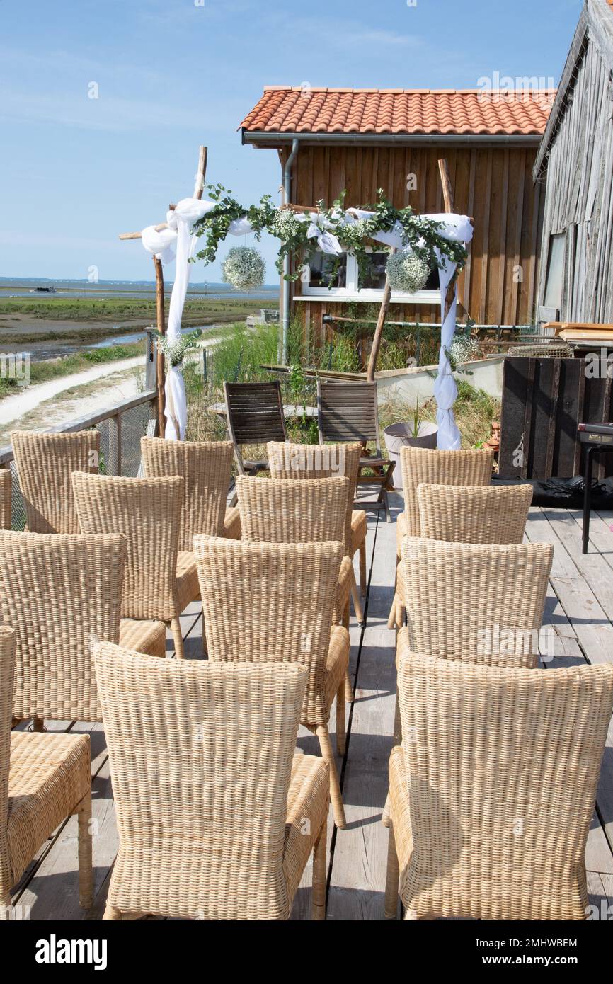 Wedding arch set up on the beach Stock Photo - Alamy