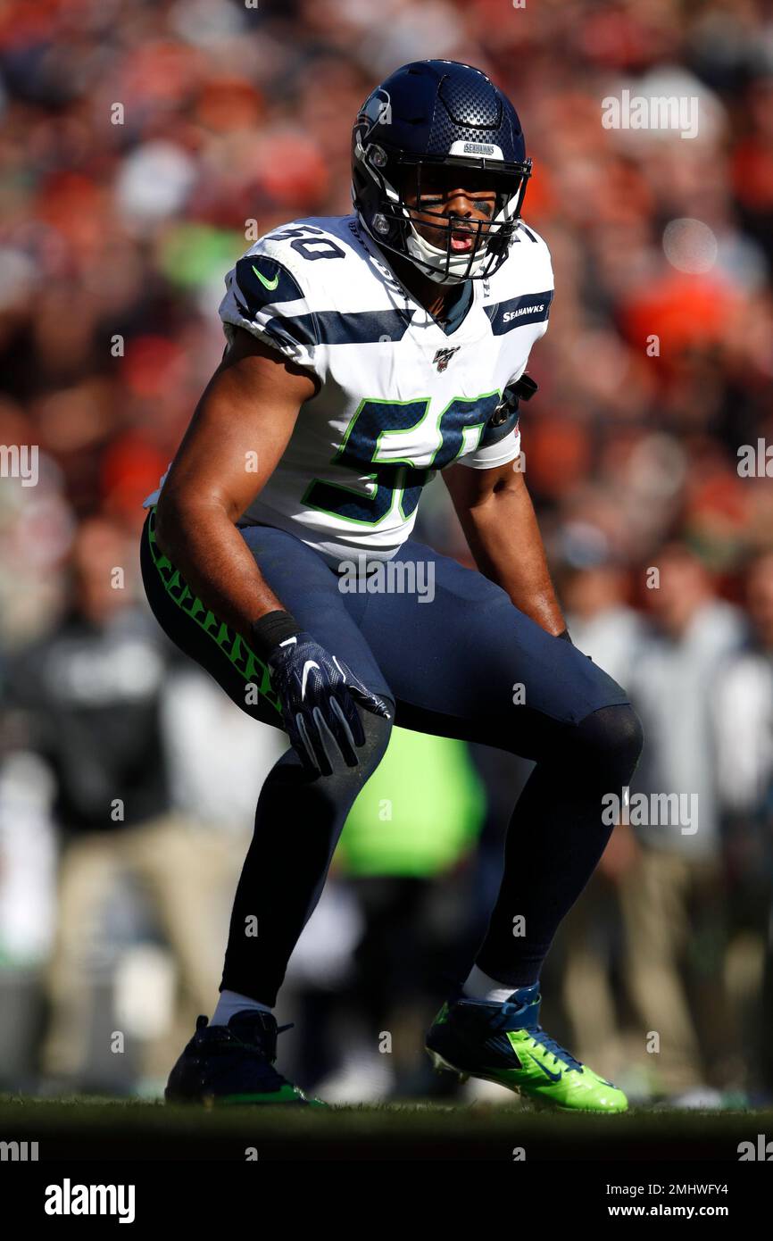 Seattle Seahawks outside linebacker K.J. Wright (50) lines up against the Cleveland Browns ...