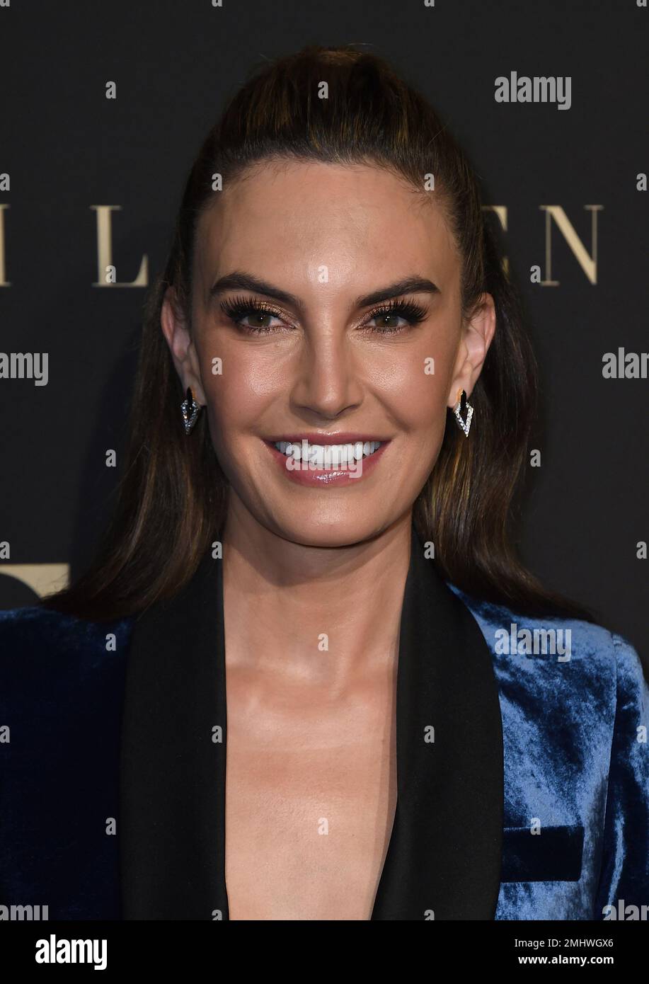 Elizabeth Chambers arrives at the 26th annual ELLE Women in Hollywood ...