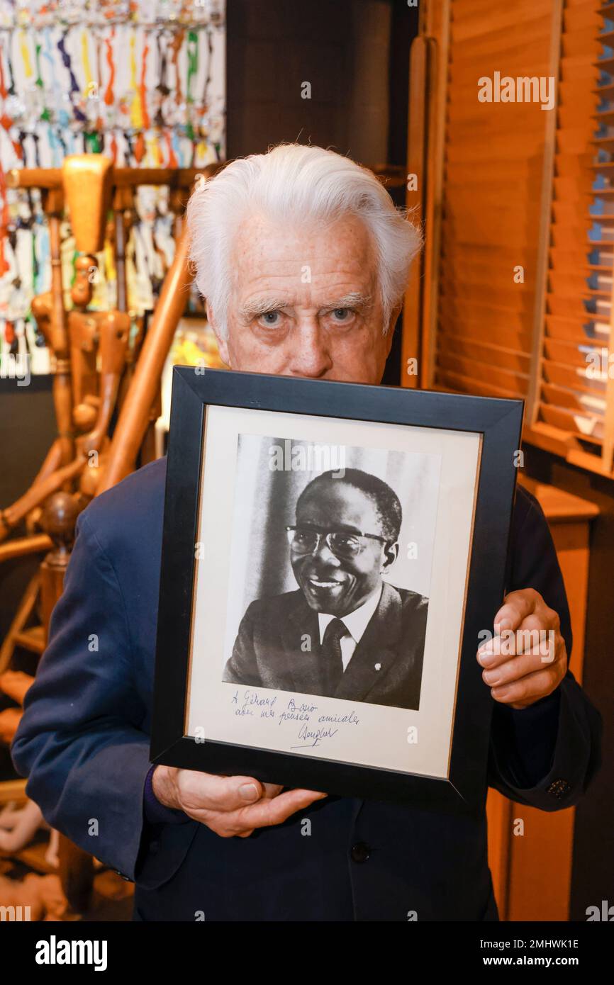 JEAN GERARD BOSIO: ART FOR DAKAR MUSEUM TRIBUTE TO LEOPOLD SENGHOR ...