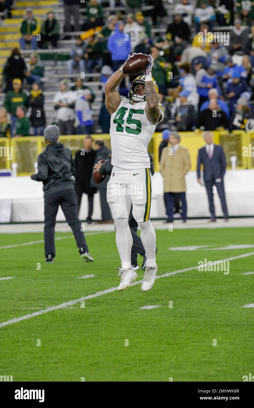 Green Bay Packers fullback Danny Vitale warms up before the start of an ...
