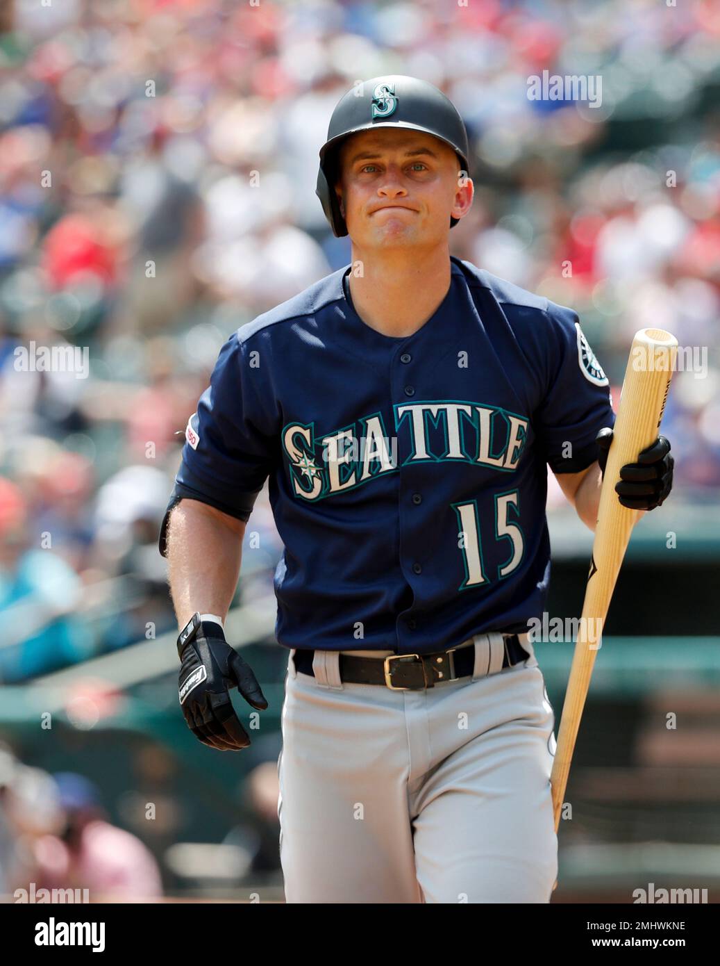 Seattle Mariners' Kyle Seager (15) walks to the dugout after striking ...