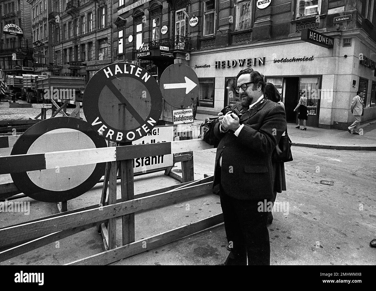 American photographer Arnold Newman taking pictures in Vienna, Austria ...